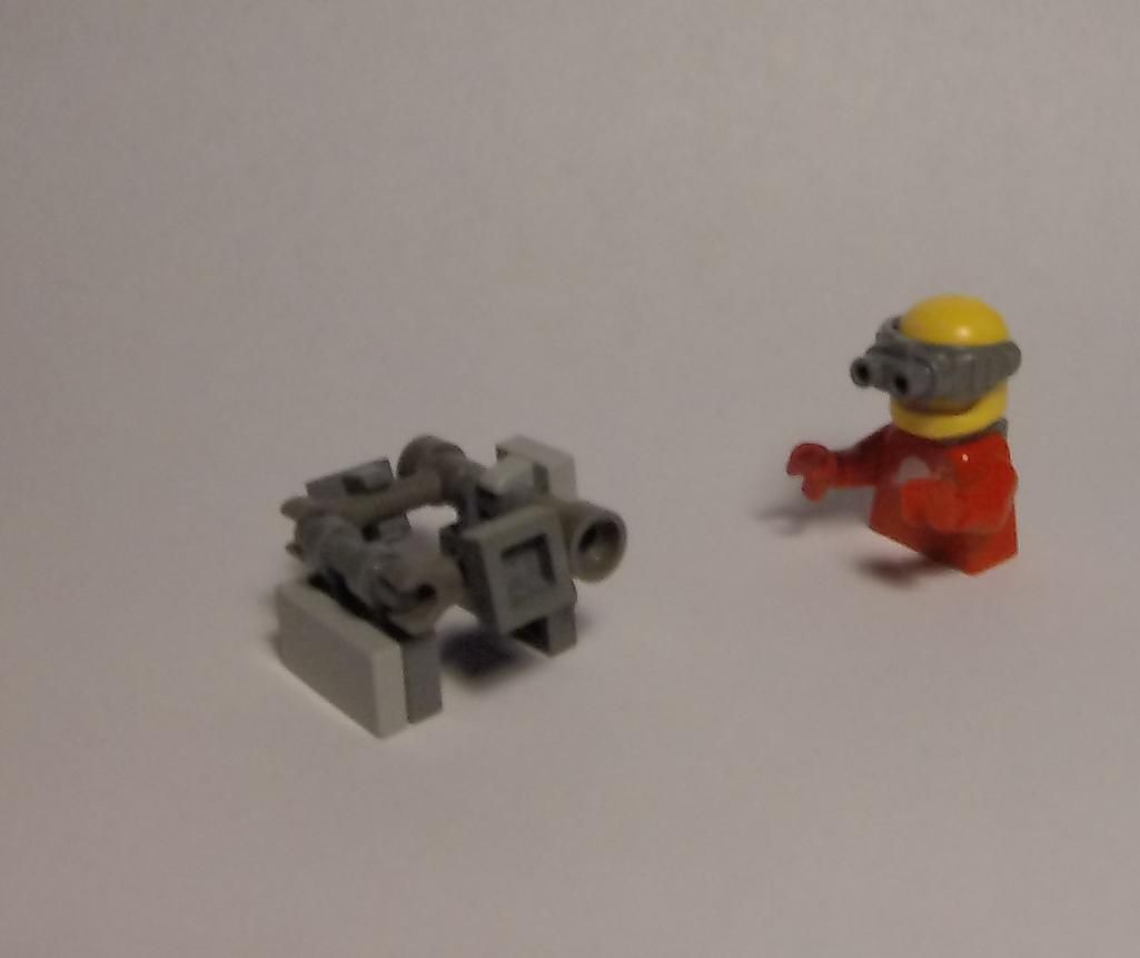 Lego Minifig Cyborg : 6 Steps - Instructables