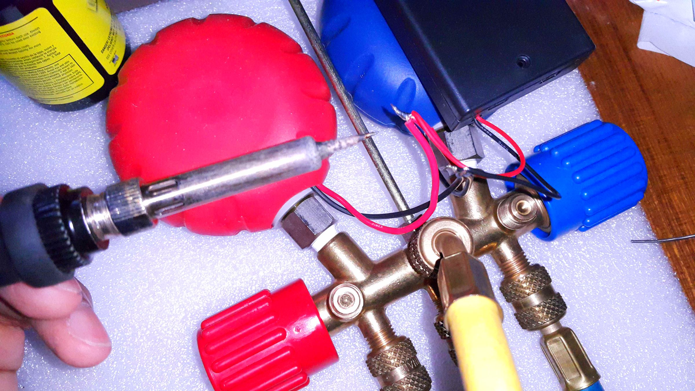 Making an Affordable, Digital, Universal Refrigerant Manifold Guage Set ...