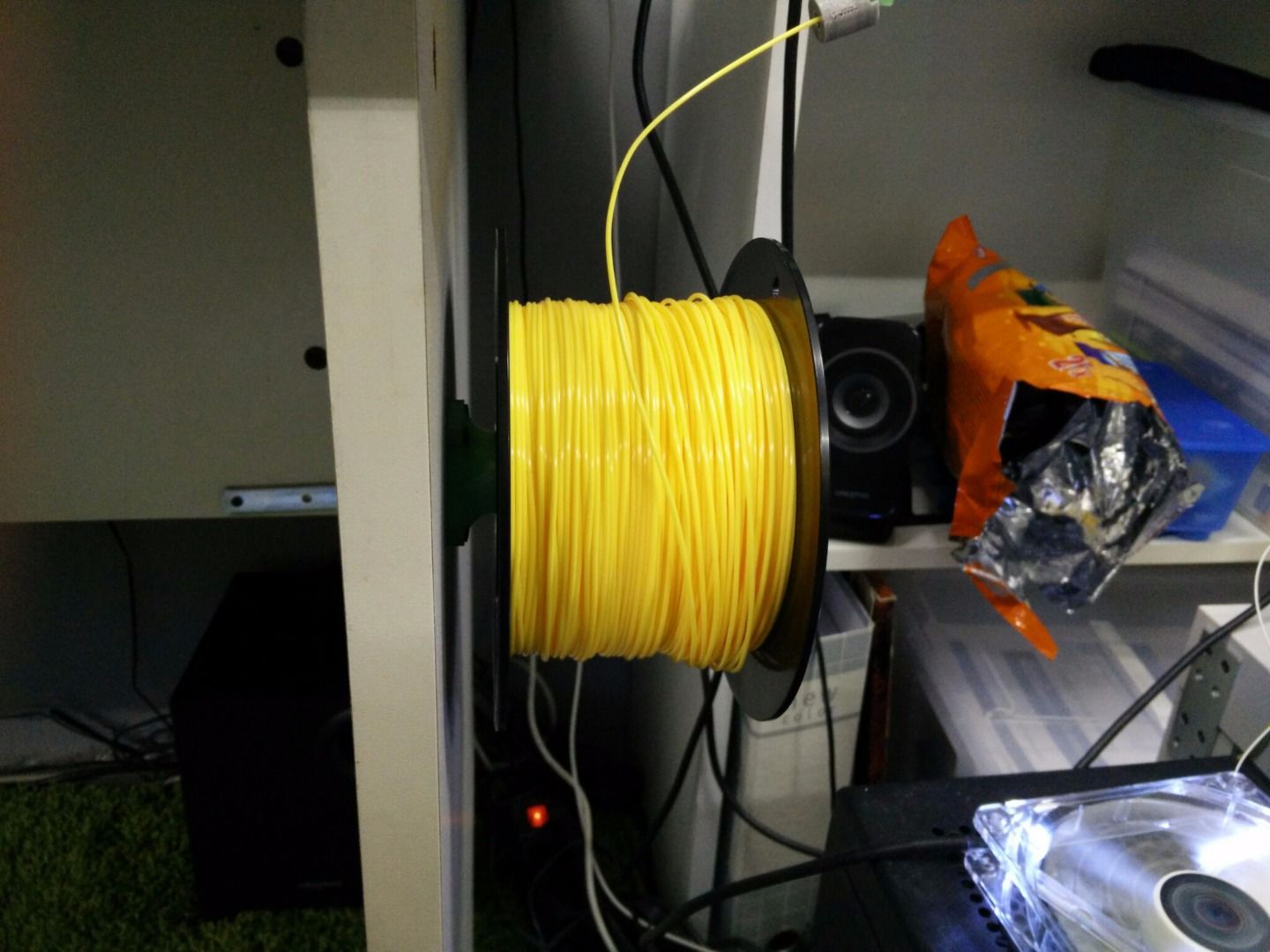 3D Printed Spool Holder Smooth As Butter! : 4 Steps - Instructables