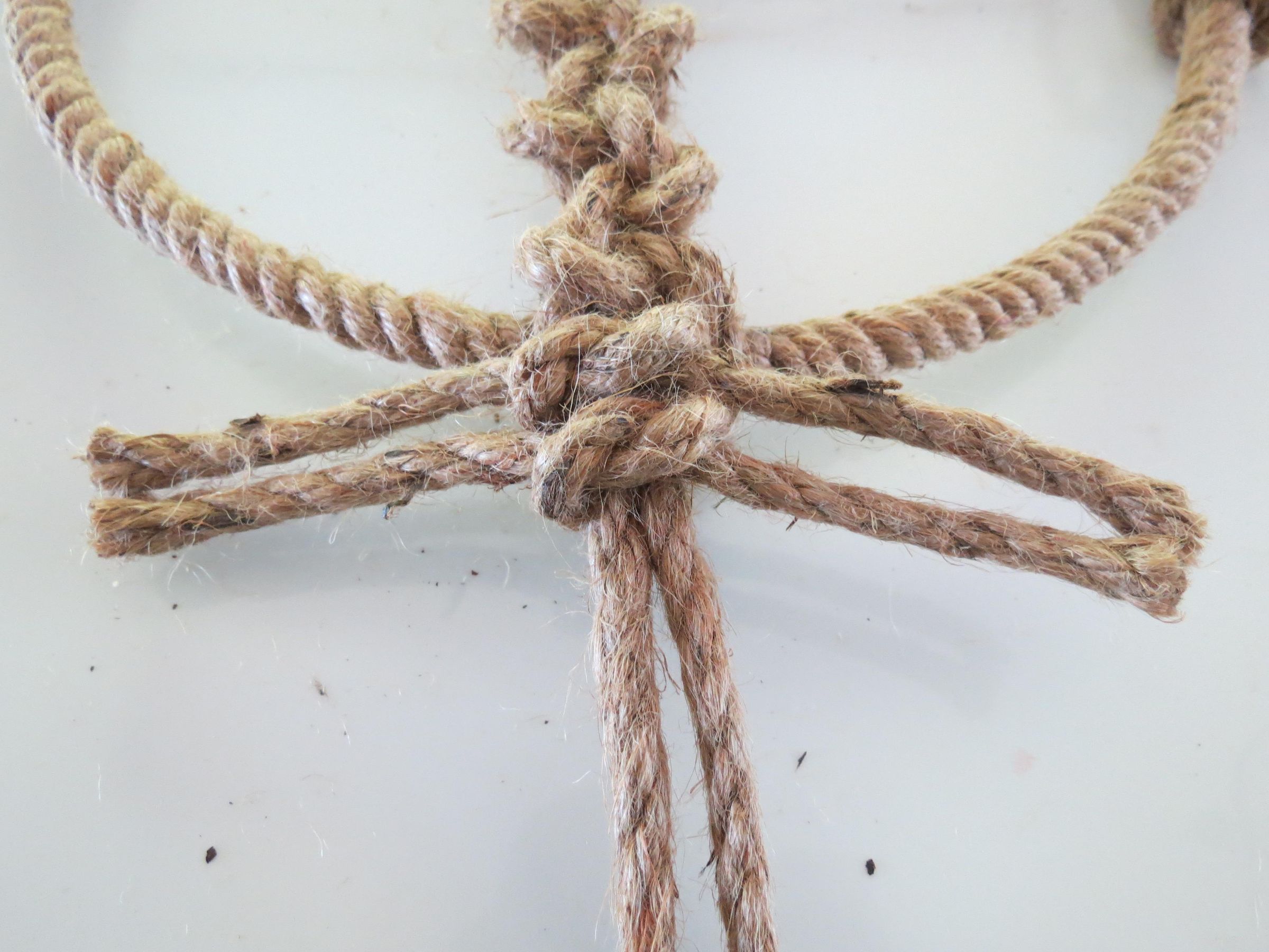 Macrame Bird Perch : 11 Steps (with Pictures) - Instructables