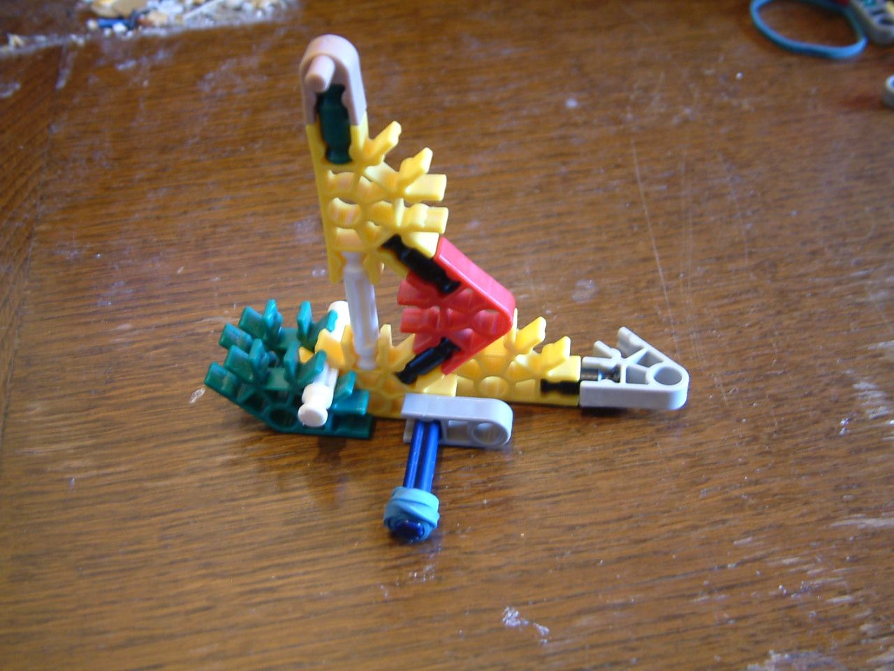 Waddle Bot - K'nex Biped : 3 Steps - Instructables