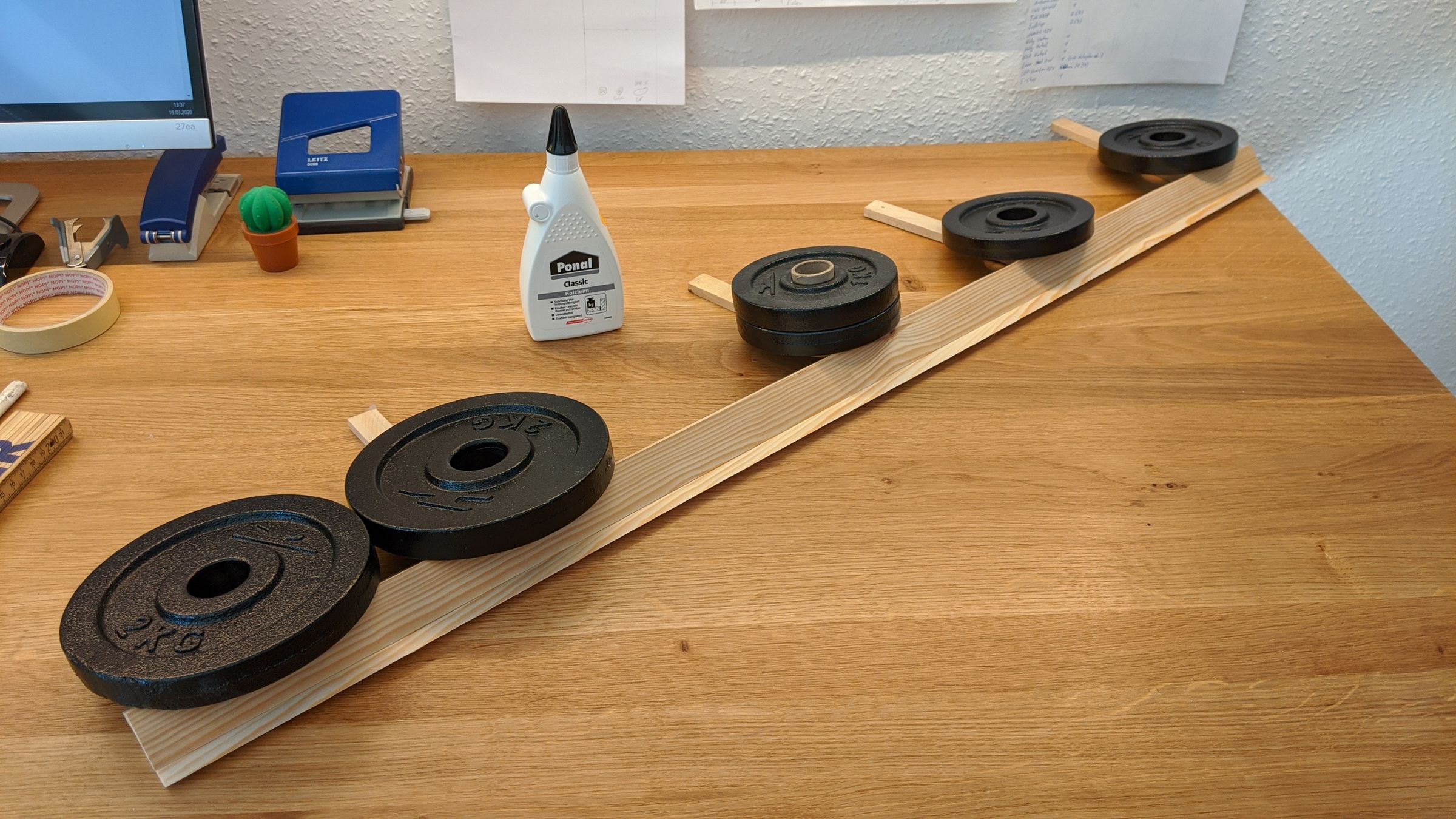 Easy Office Note Rail From Wood : 4 Steps (with Pictures) - Instructables