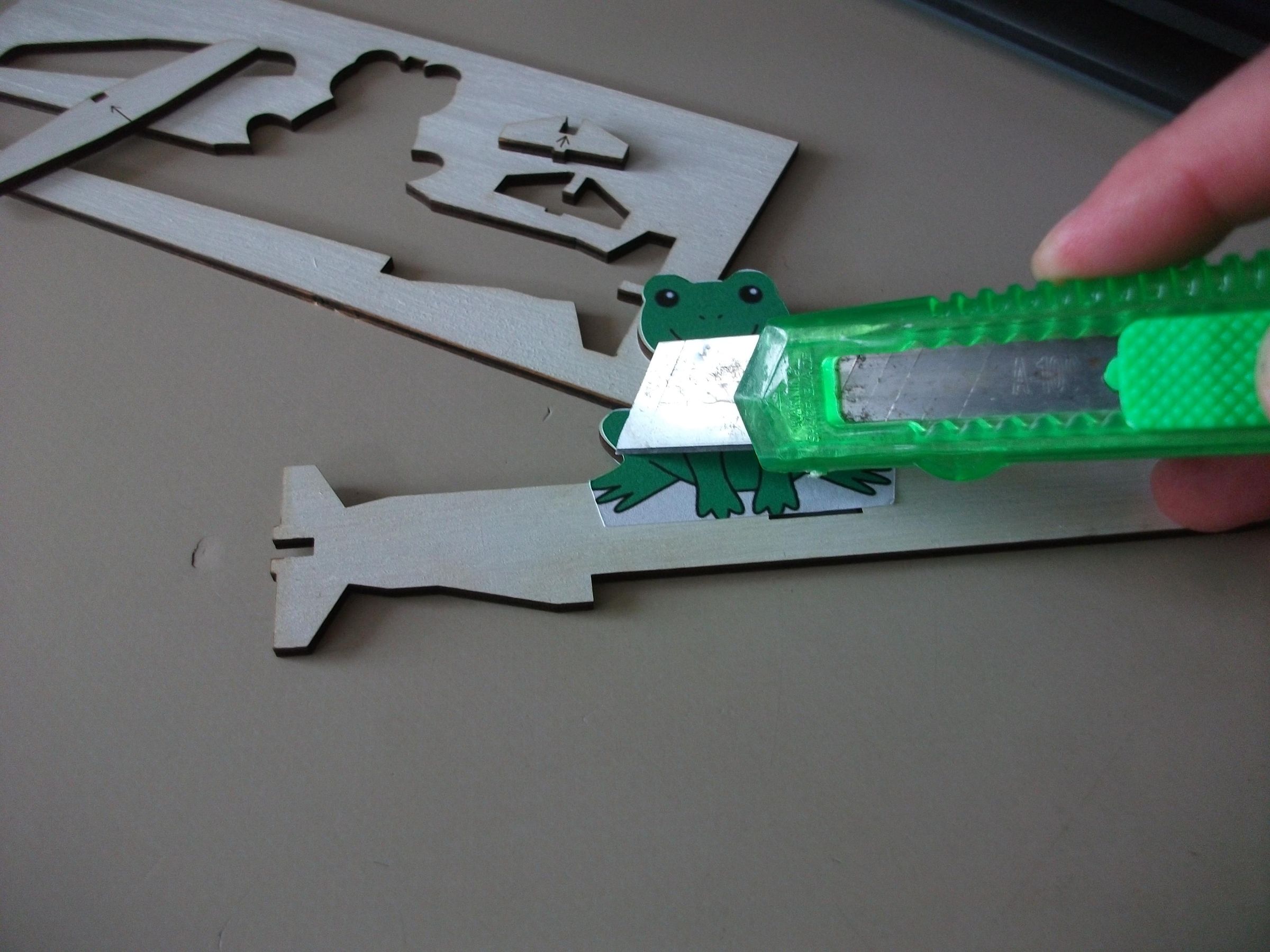 Christmas Missiletoad : 7 Steps - Instructables