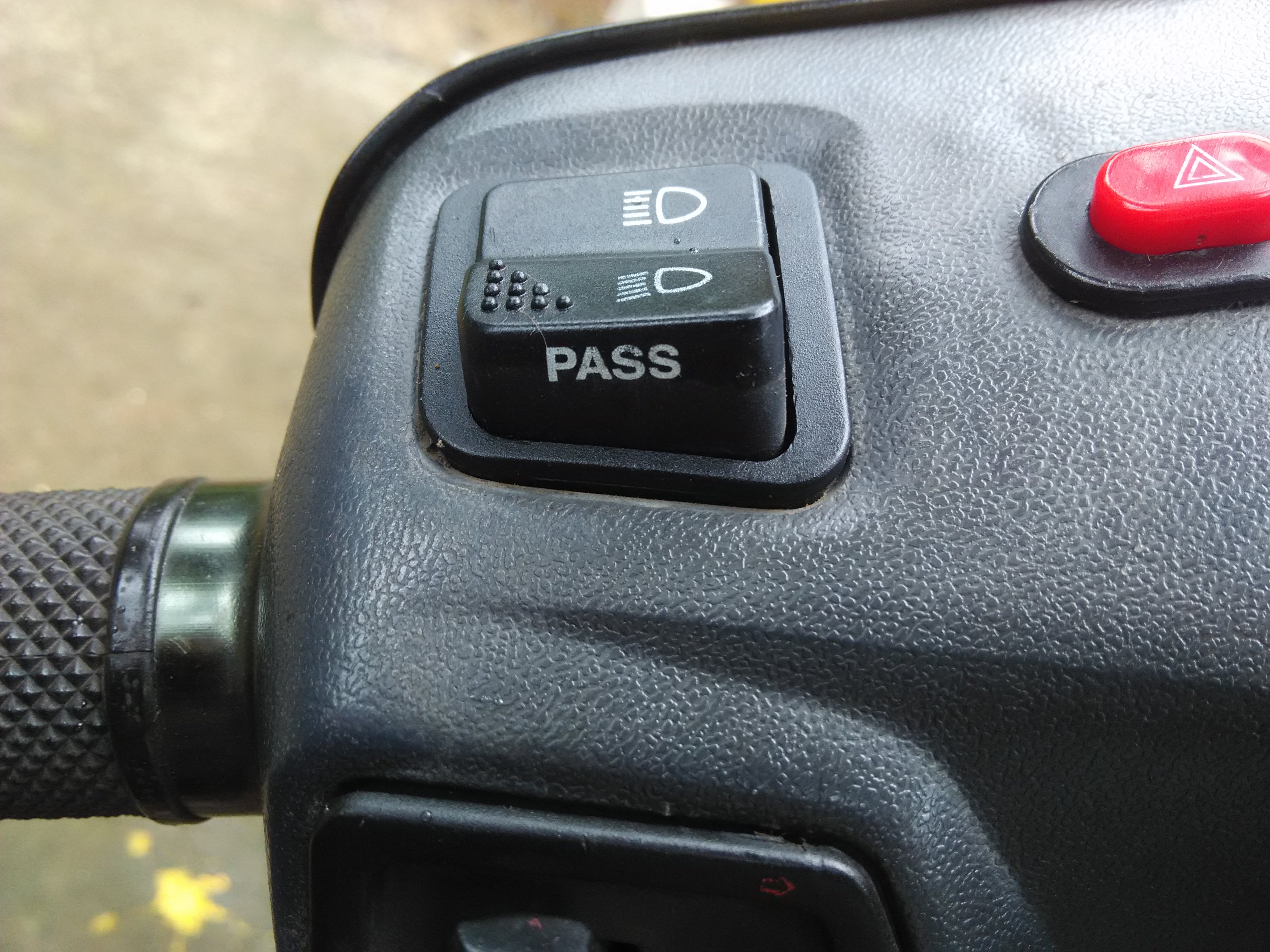 Add Pass Light Switch to Scooter : 5 Steps - Instructables