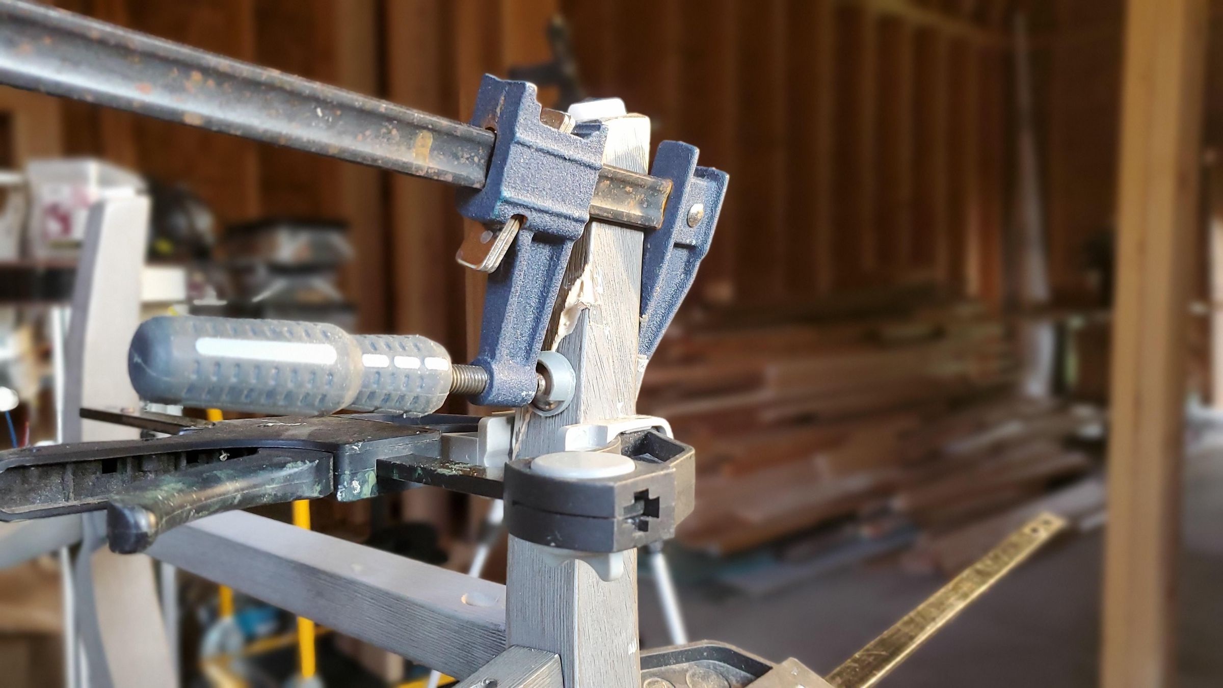 Fixing a Broken Chair or Table Leg : 6 Steps (with Pictures ...