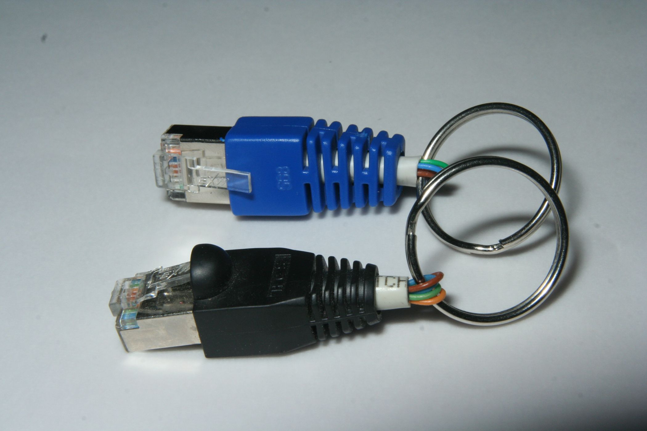 RJ-45 Key Chain and Rack : 5 Steps (with Pictures) - Instructables