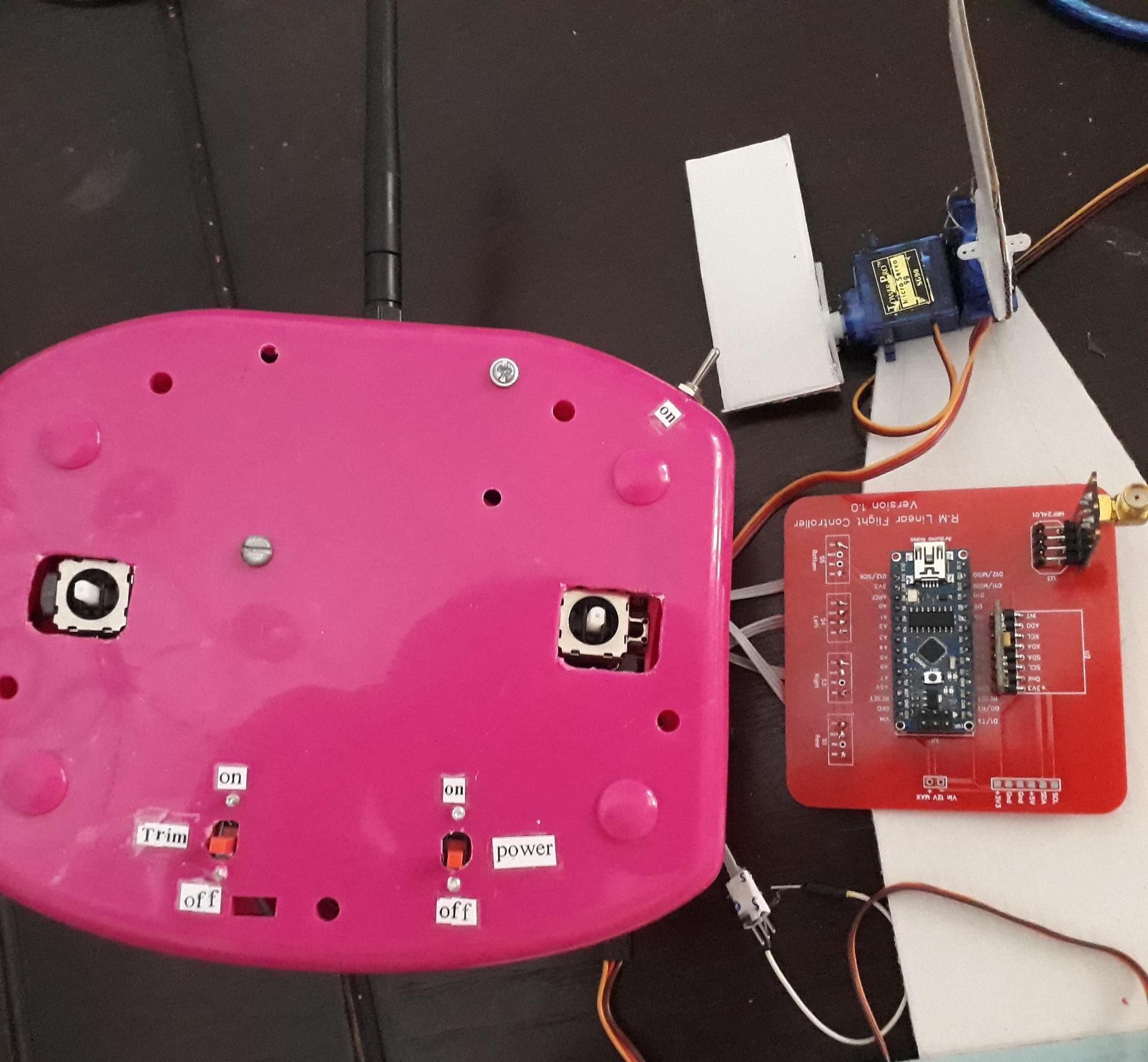 RC Airplane Remote Control/Gyroscope - Stabilizer Flight Controller : 4 Steps - Instructables