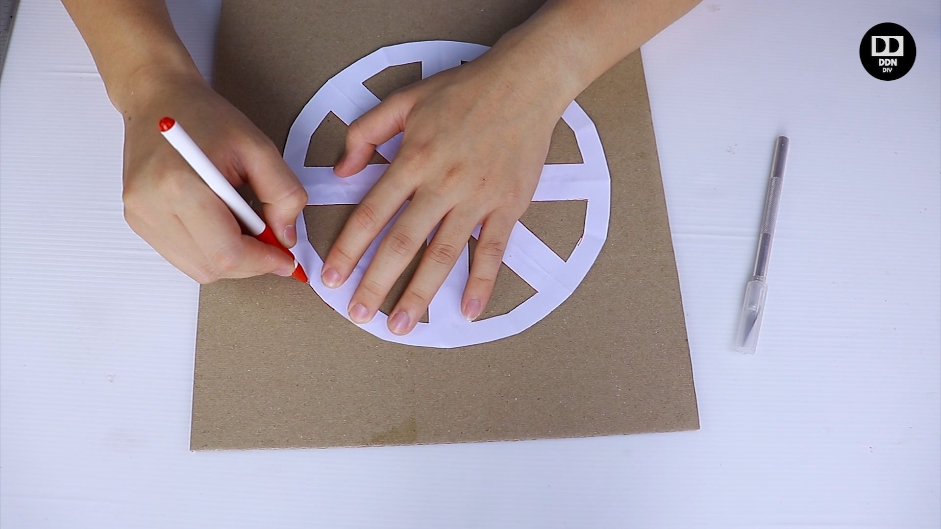 Make Mini Threshing Machine From Cardboard : 14 Steps (with Pictures ...