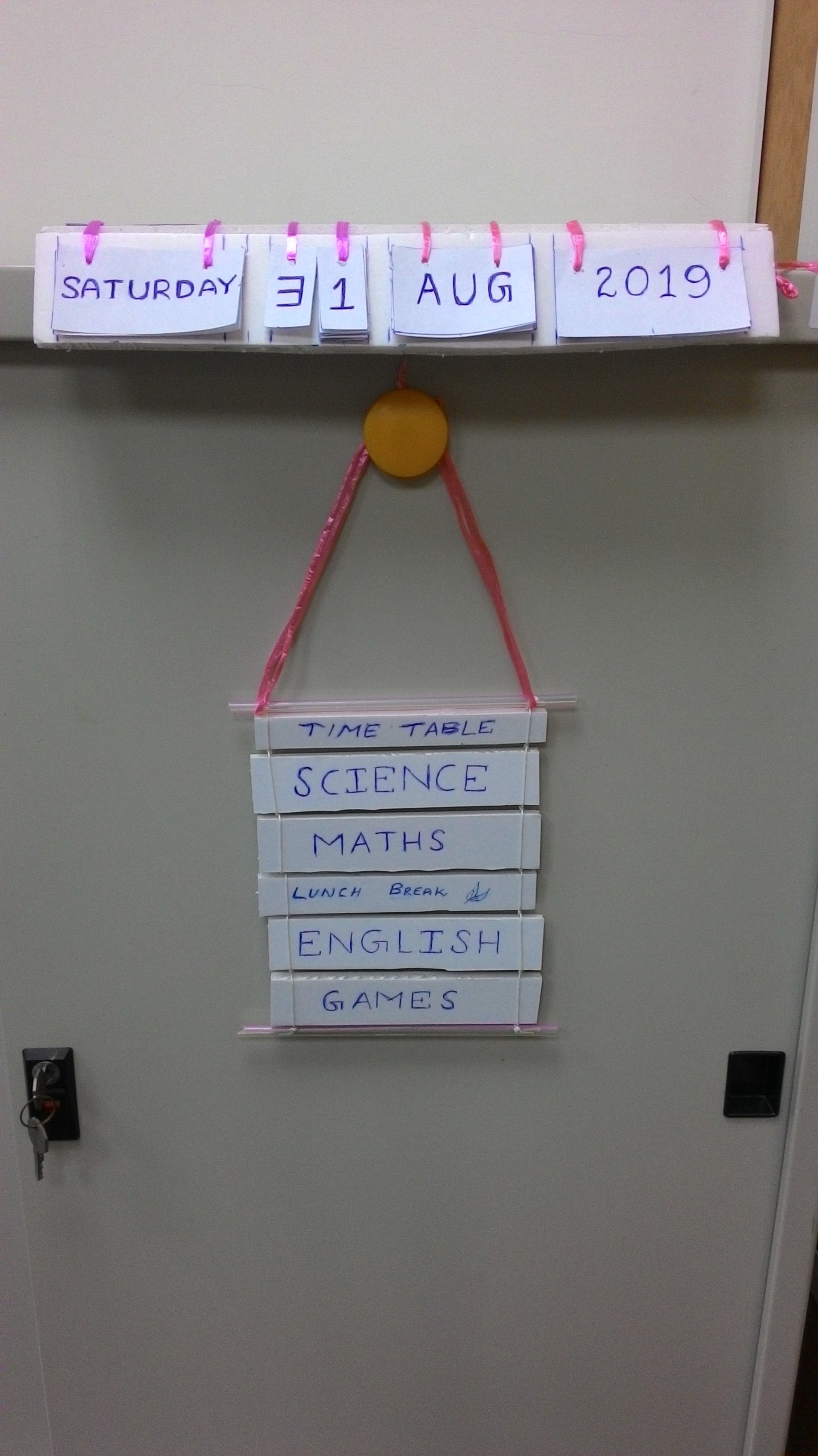 Convertible Timetable and Calendar for Classroom - Instructables