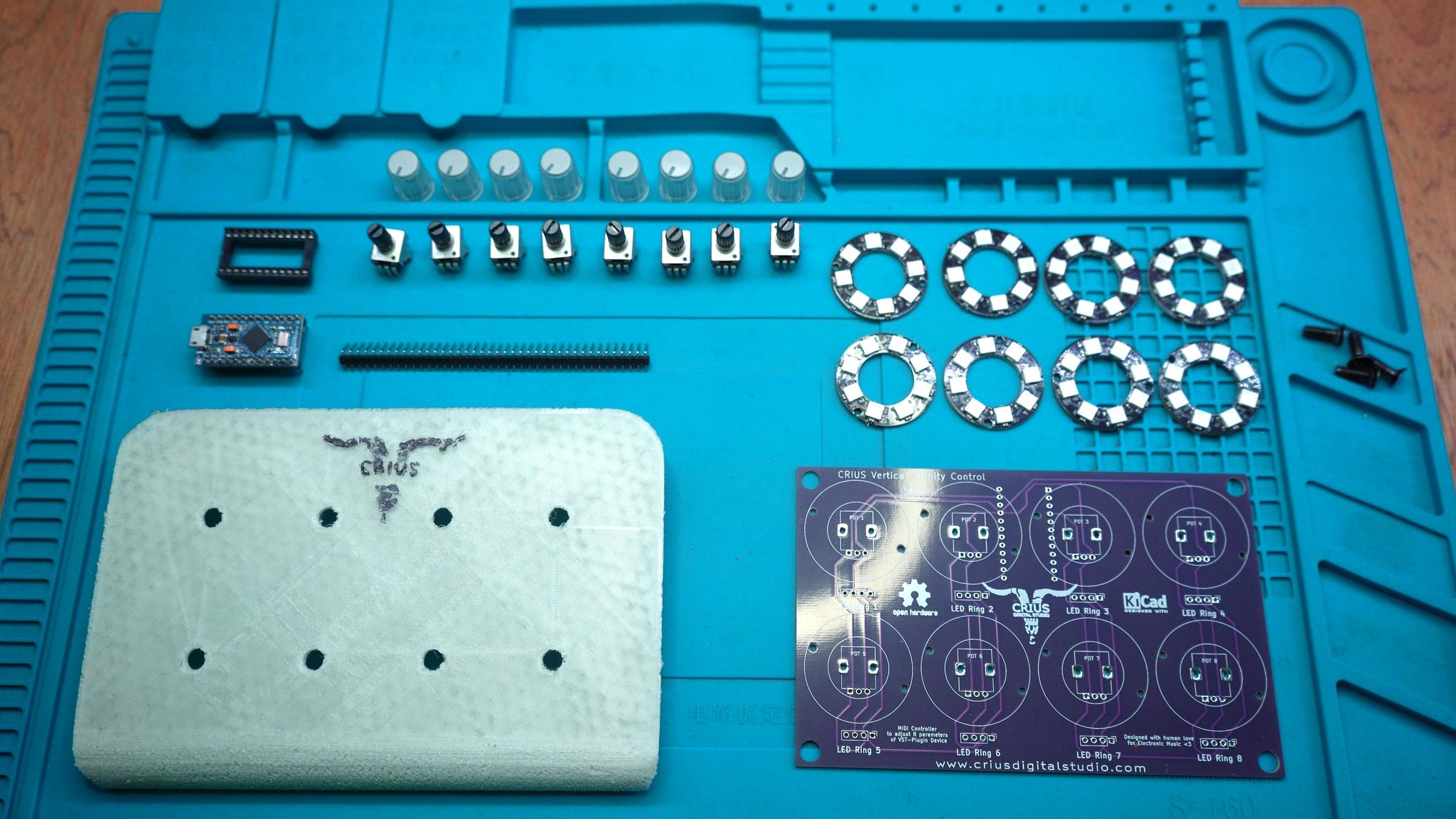 Crius “Vertical Infinity Control V1.0” USB MIDI Controller : 10 Steps (with Pictures ...