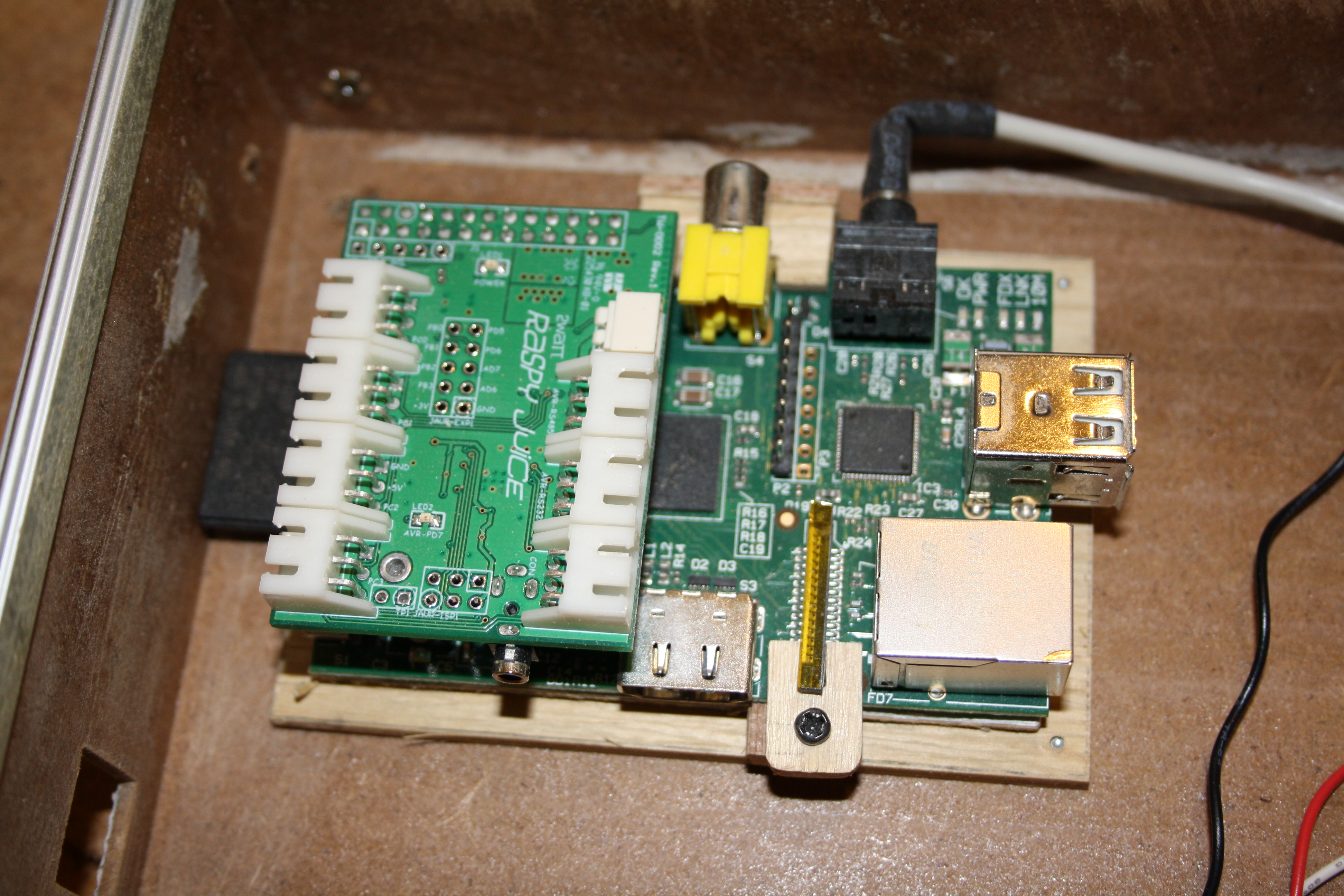 LapPi - a Raspberry Pi Netbook : 14 Steps (with Pictures) - Instructables