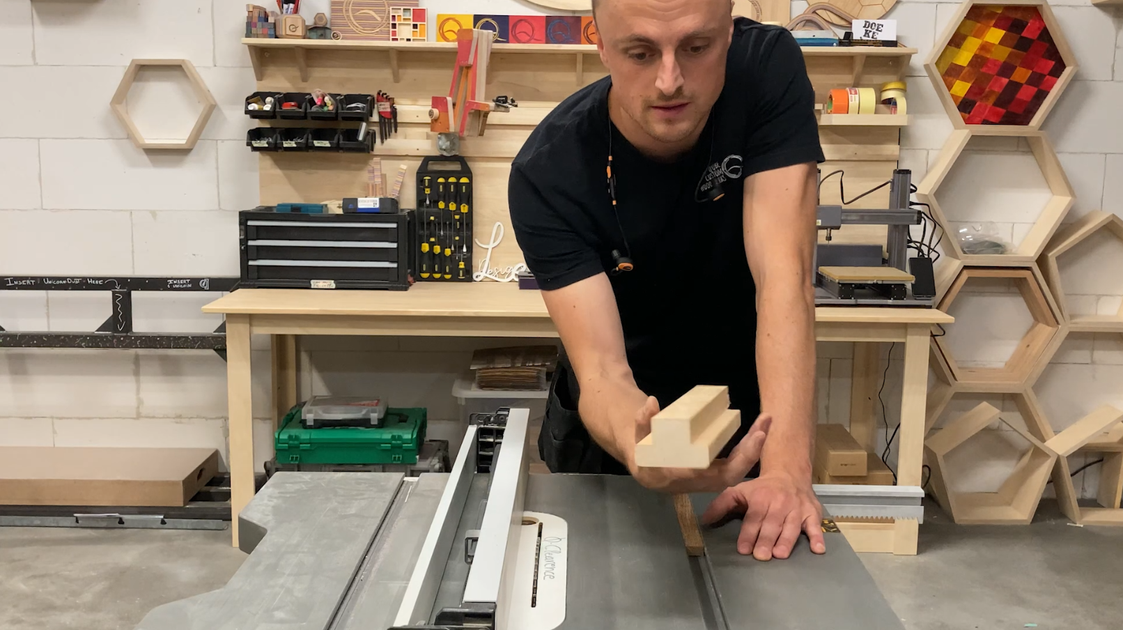 The Easiest Thin Strip Jig for the Table Saw : 4 Steps (with Pictures ...