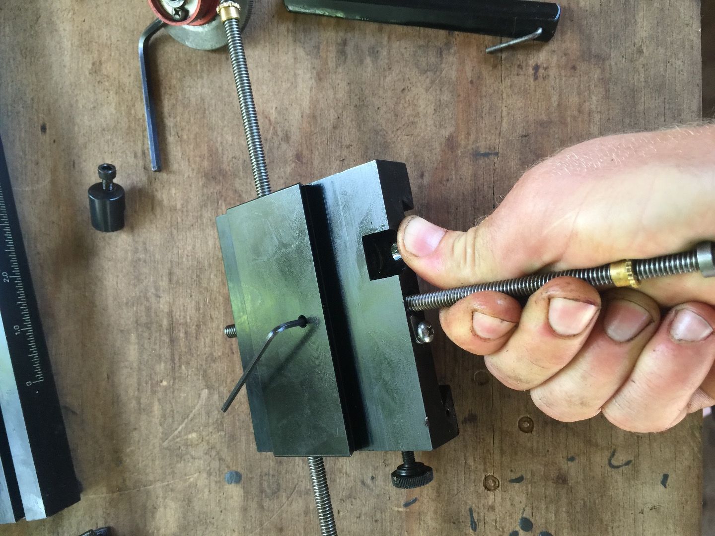 Lash Out! - How to Make a Milling Machine More Accurate : 23 Steps ...