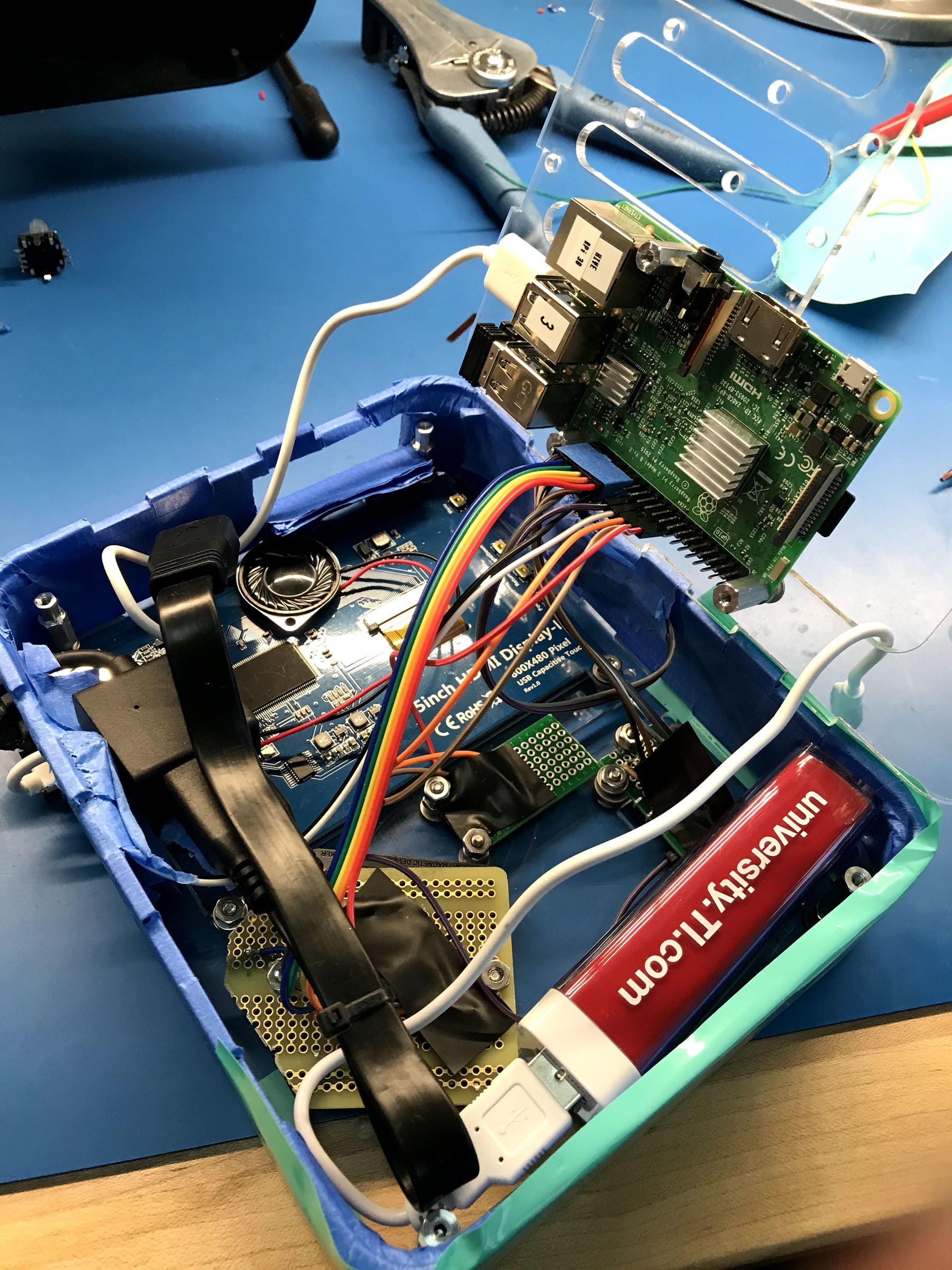 DIY Adventure Time BMO: Raspberry-Pi Powered Retro Game Handheld! : 11 ...