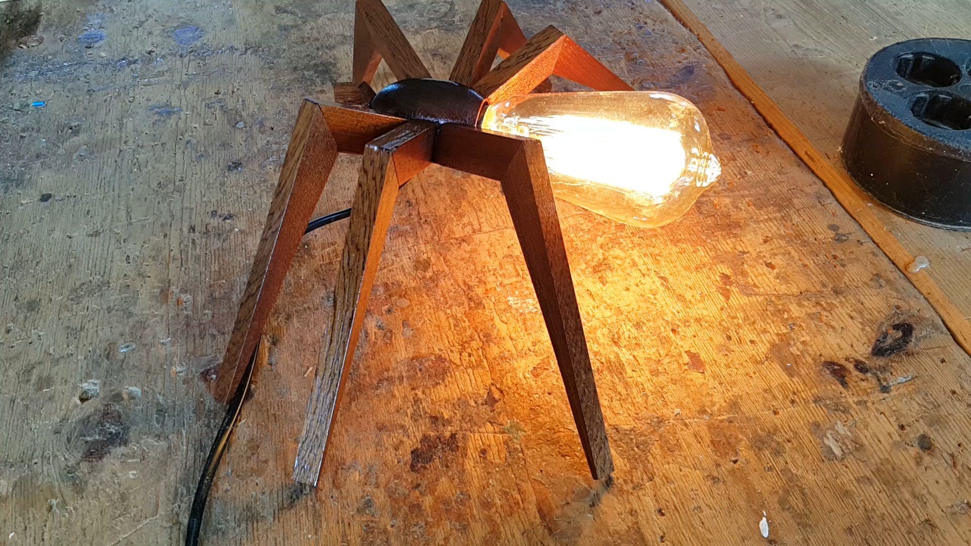 Spider Shaped Lamp : 11 Steps (with Pictures) - Instructables