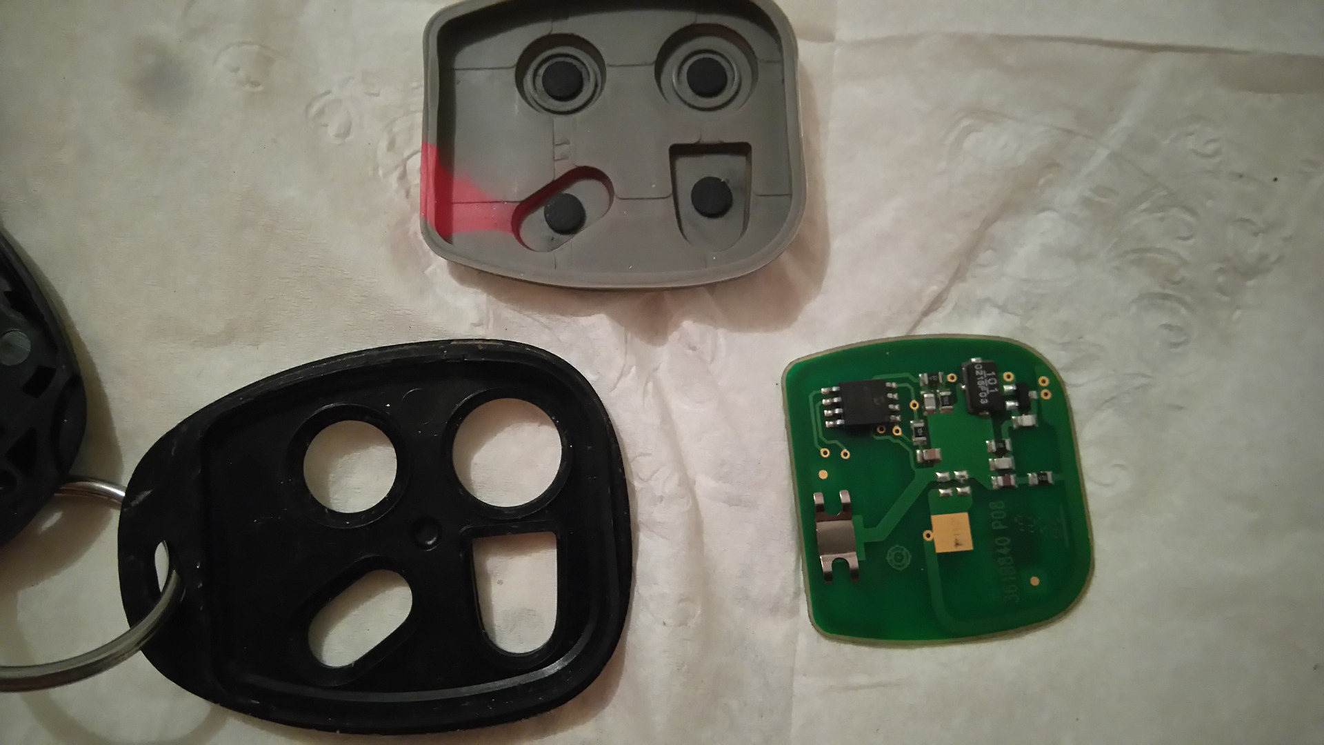 Fixing a Key Fob That Has Been to the Cleaners. : 8 Steps (with ...