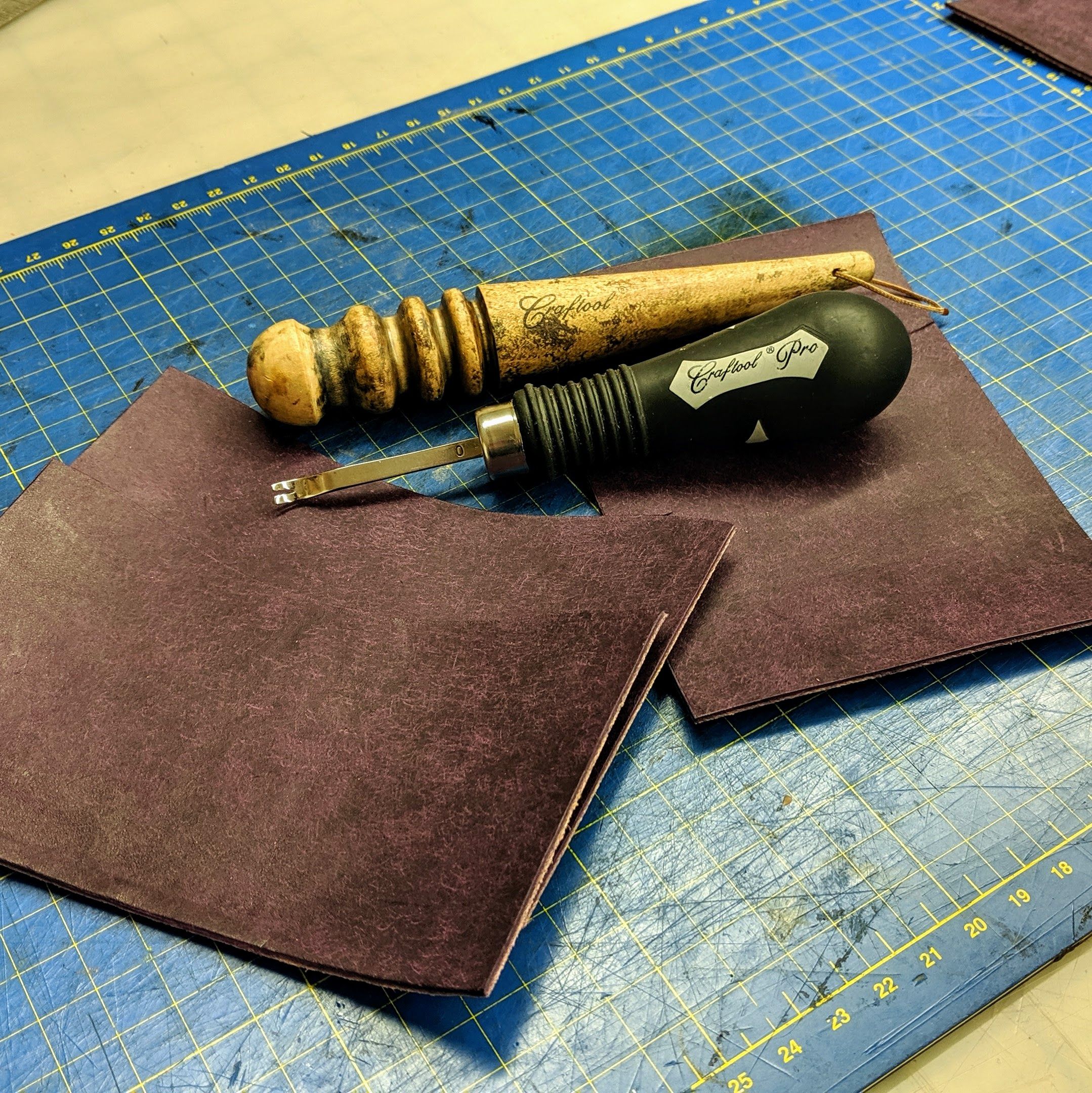 Make a Leather Passport Wallet : 11 Steps (with Pictures) - Instructables