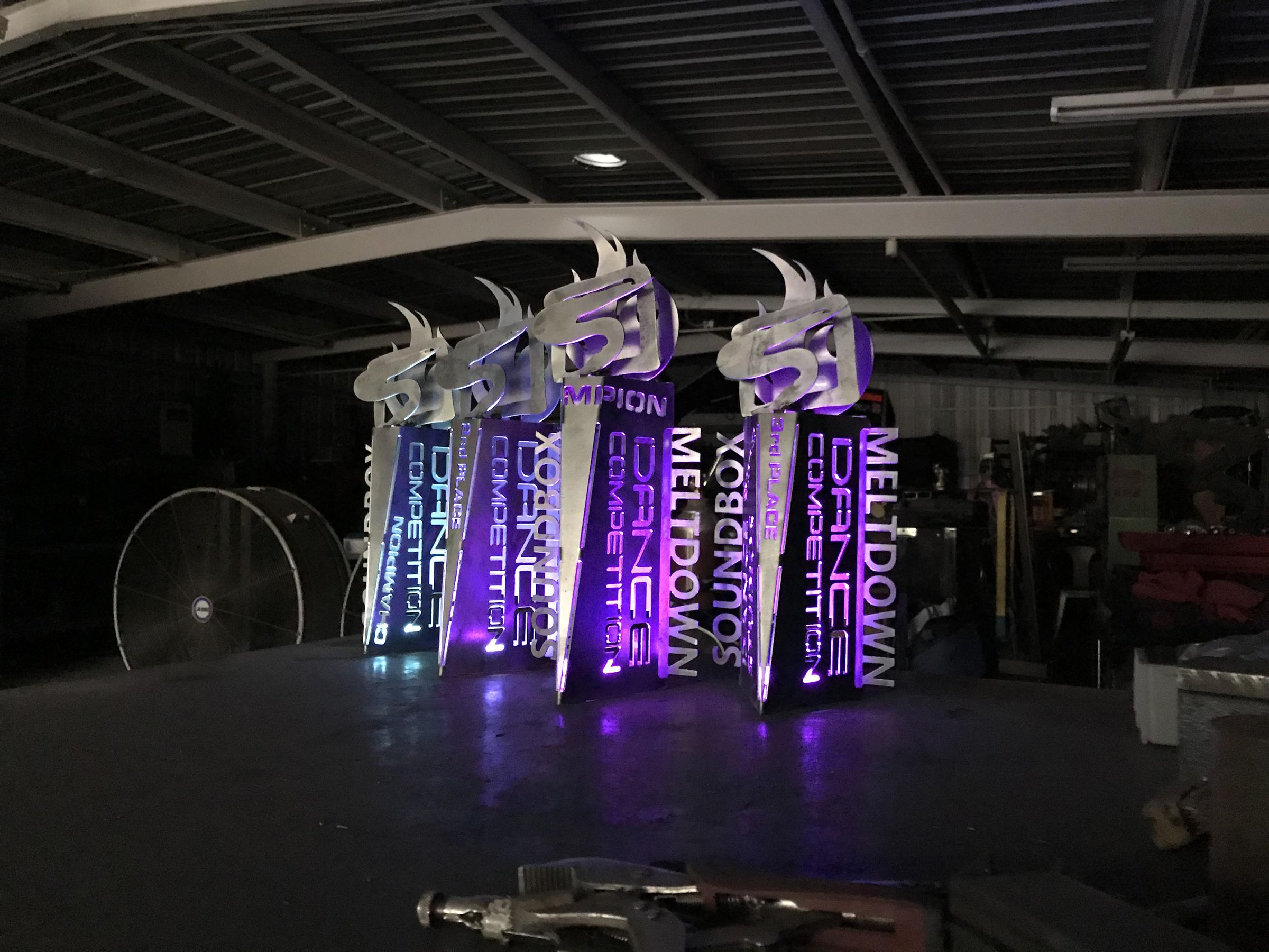 Custom Built LED Color Changing Trophies : 4 Steps (with Pictures ...