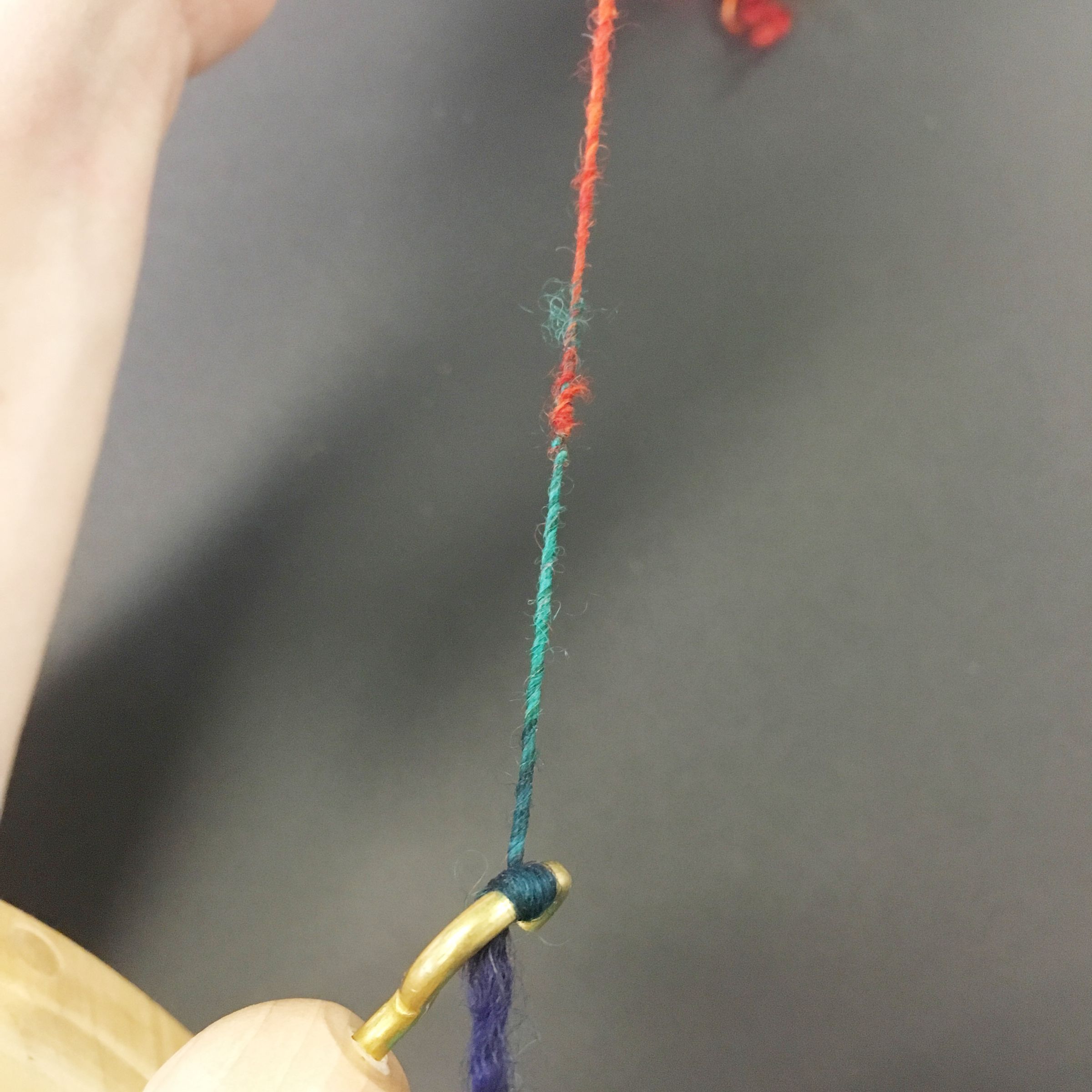 How to Drop Spin Wool Locks : 5 Steps (with Pictures) - Instructables