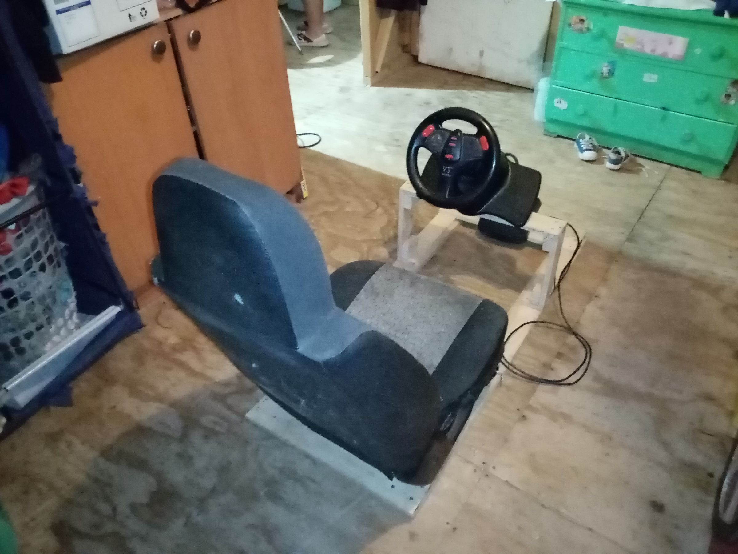 DIY Steering Wheel Stand : 3 Steps - Instructables
