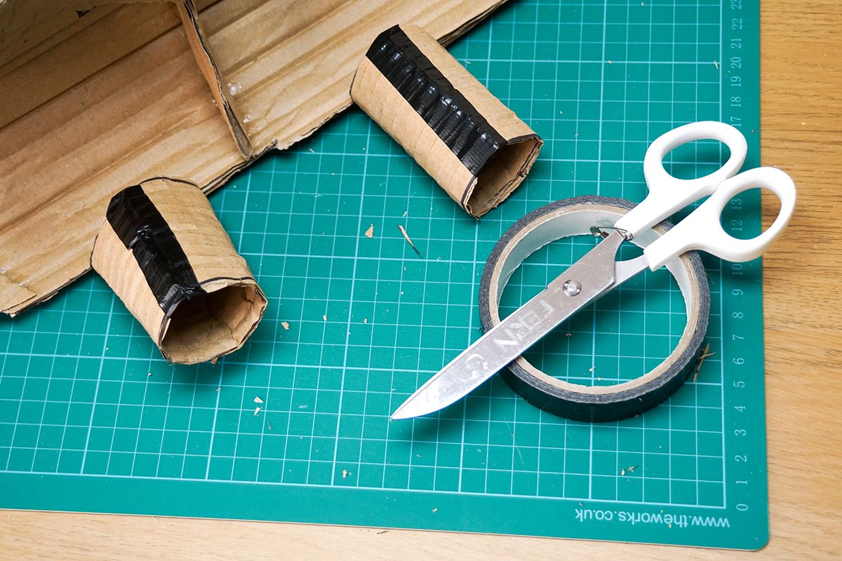 DIY Cardboard Pangolin | Sculpt an Armoured Animal With Recycled Card ...