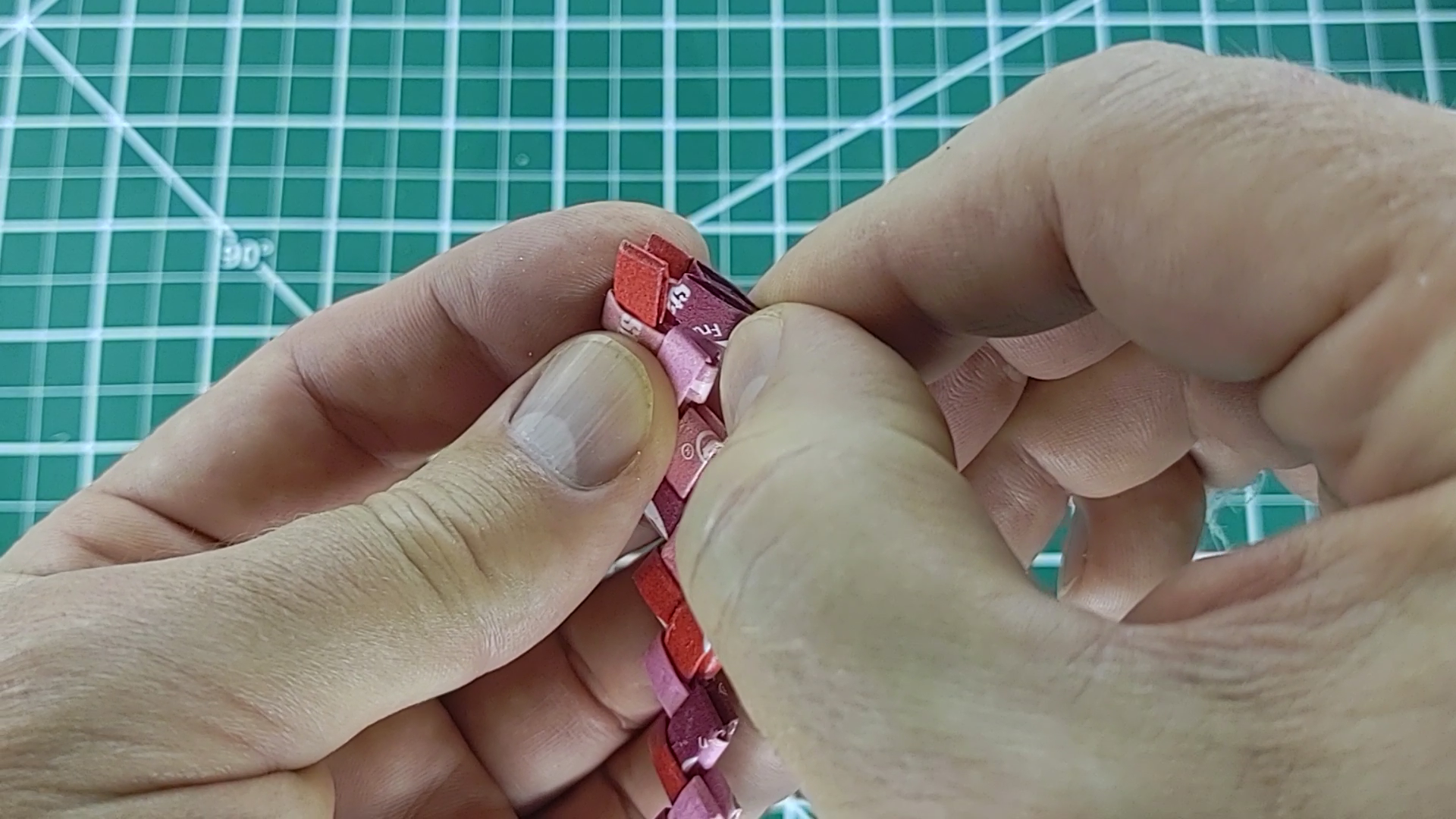 How to Make a Candy Wrapper Chain : 7 Steps (with Pictures) - Instructables