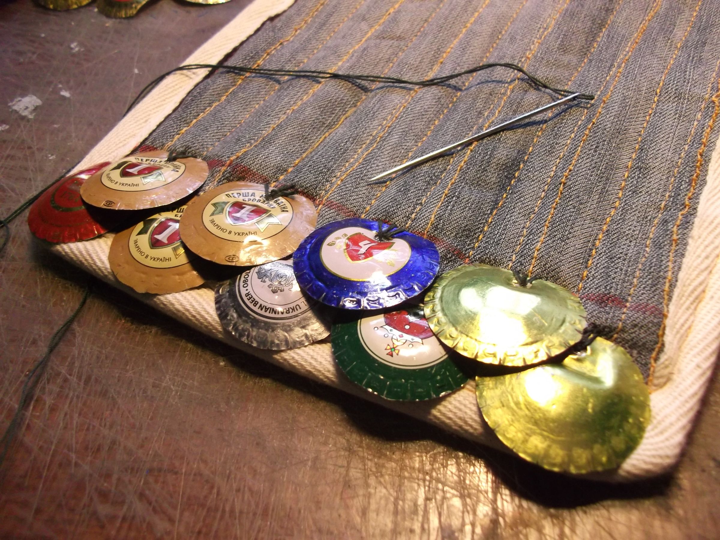 How to Make Scale Armor From Bottle Caps (Updated) : 8 Steps (with ...