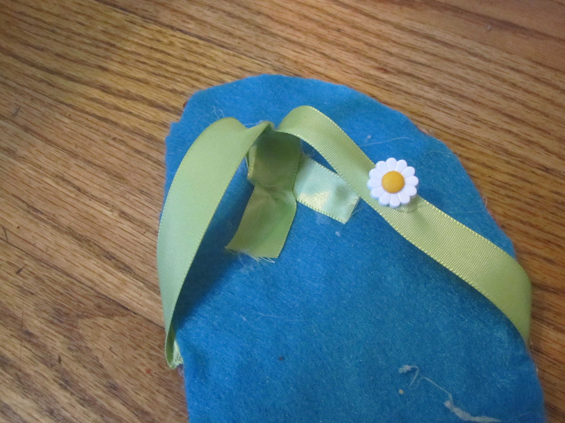 Handy-Dandy Cardboard Flip Flops - Instructables