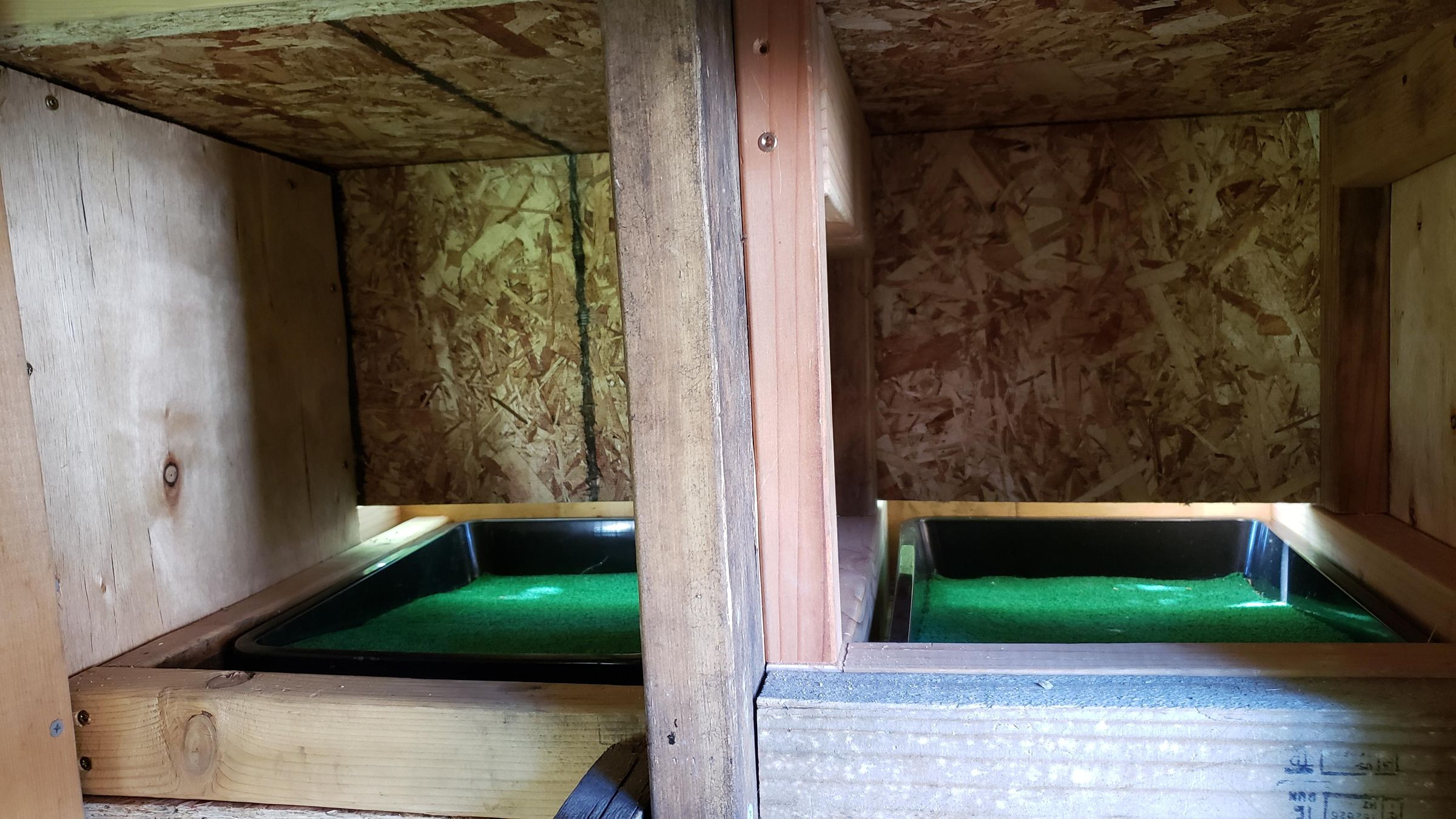 Easy Egg Collecting Exterior Nesting Box : 5 Steps (with Pictures ...