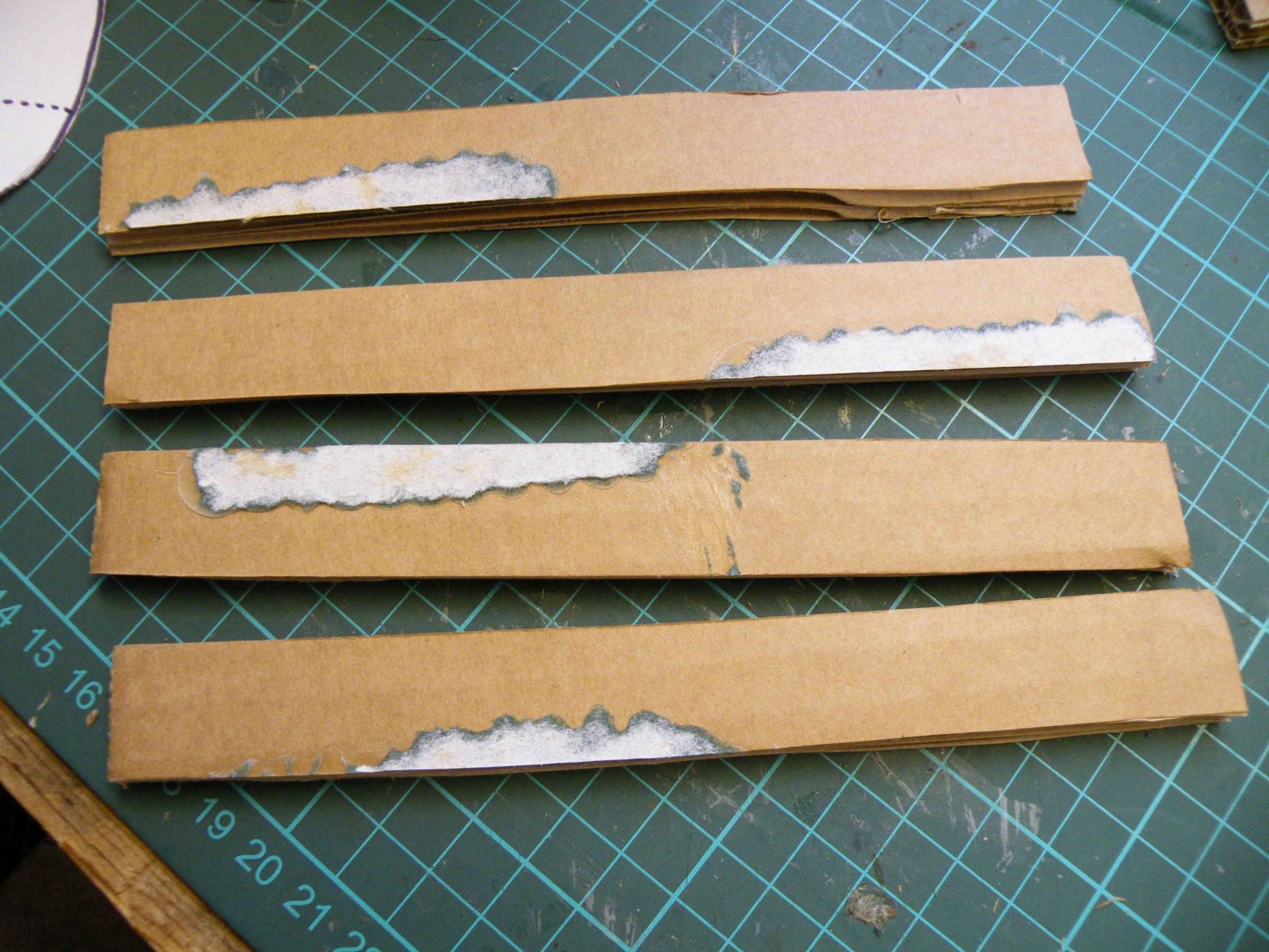 Climbing Cardboard Gorilla : 8 Steps (with Pictures) - Instructables