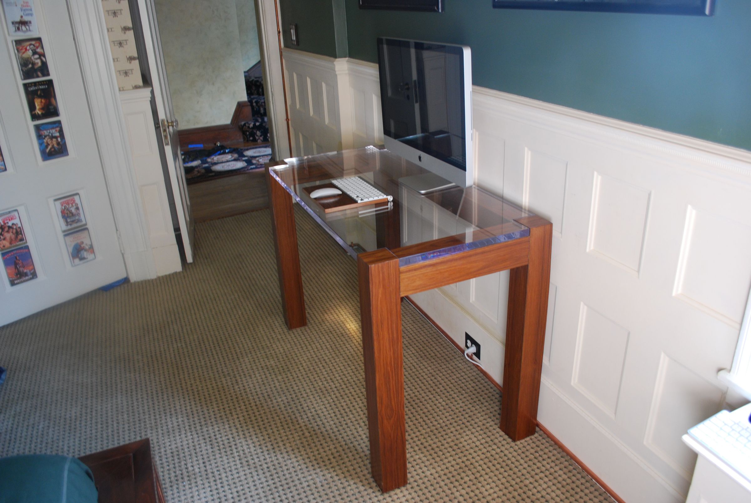 IMac Desk : 9 Steps (with Pictures) - Instructables