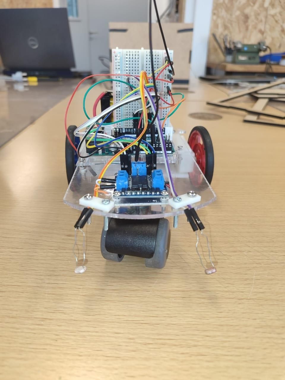 Robot Suiveur De Ligne : 10 Steps (with Pictures) - Instructables