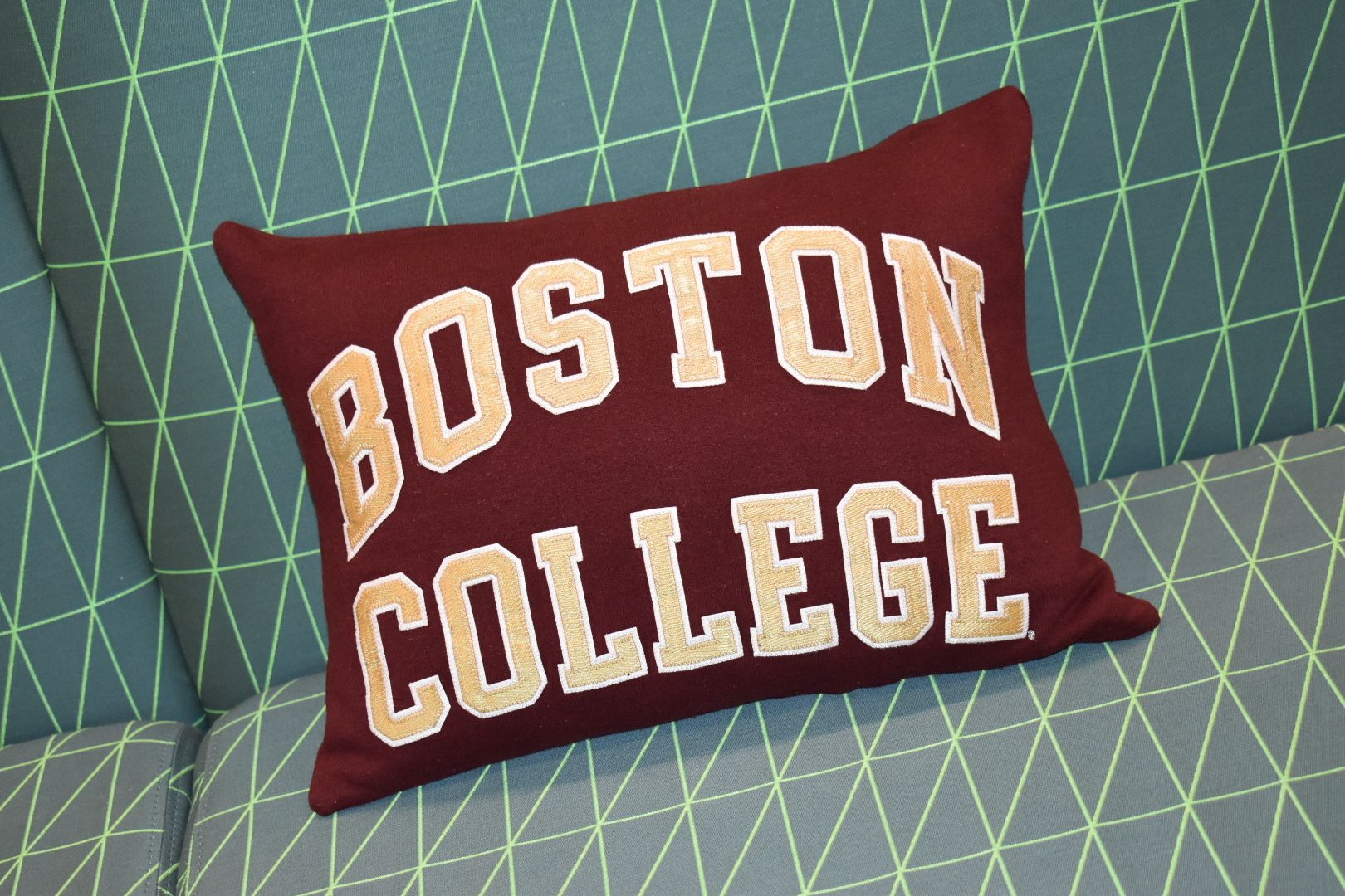 Up-cycled Sweatshirt Pillow : 6 Steps (with Pictures) - Instructables