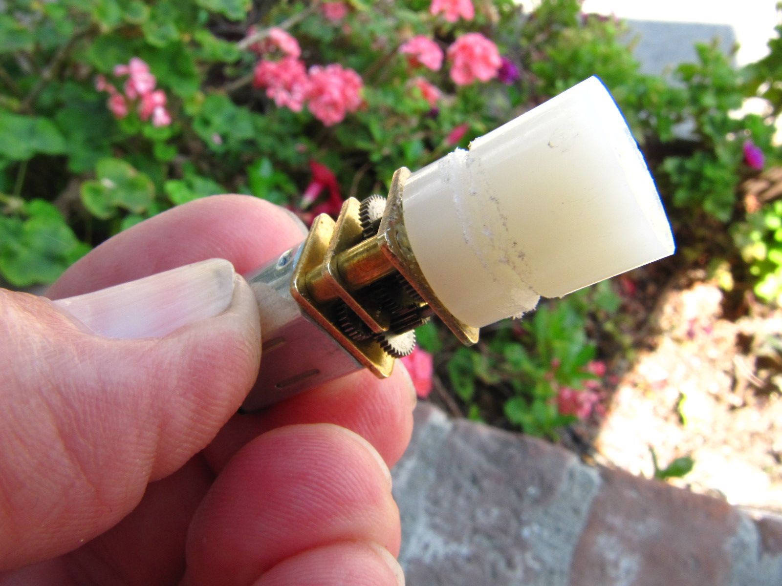 Solar Powered Ferris Wheel Toy : 3 Steps (with Pictures) - Instructables