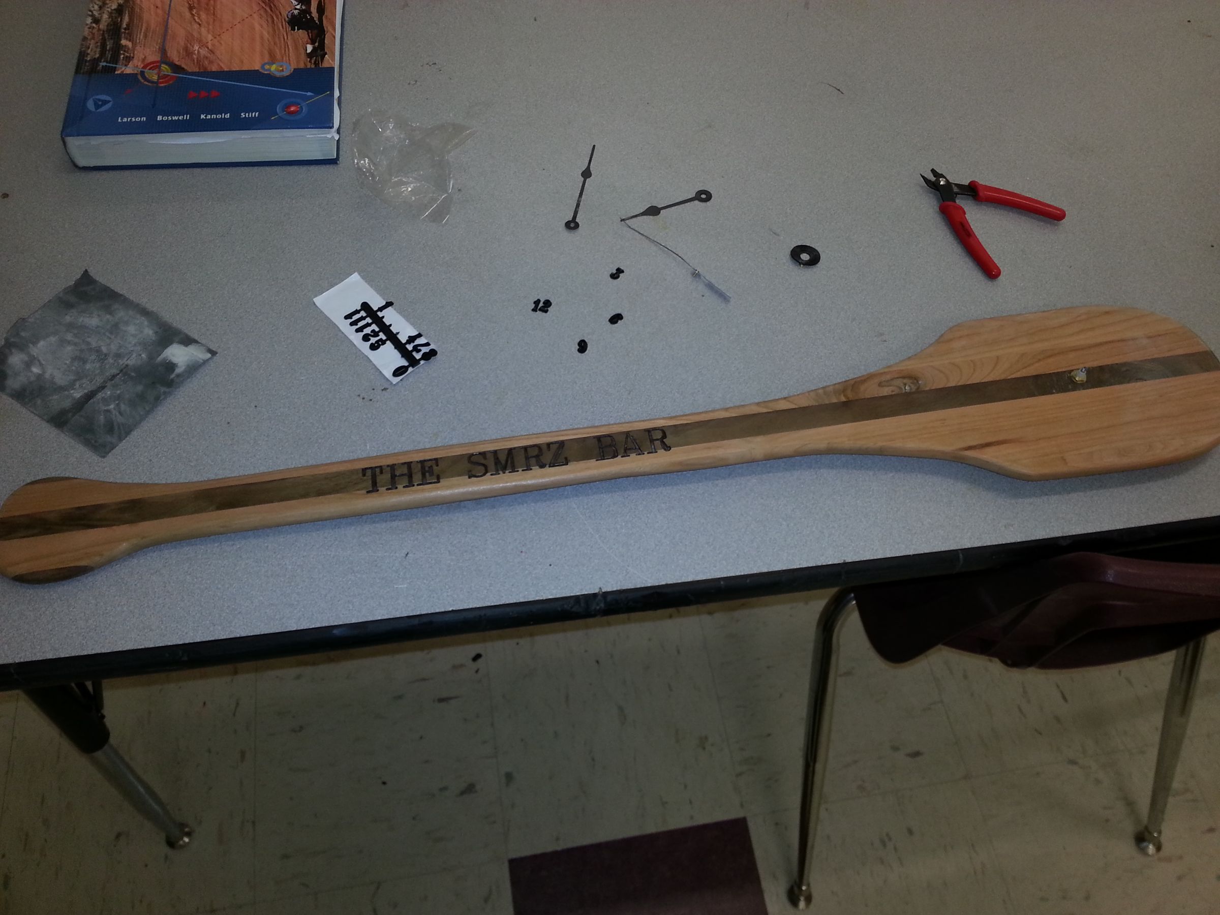 Canoe Paddle Clock : 8 Steps - Instructables