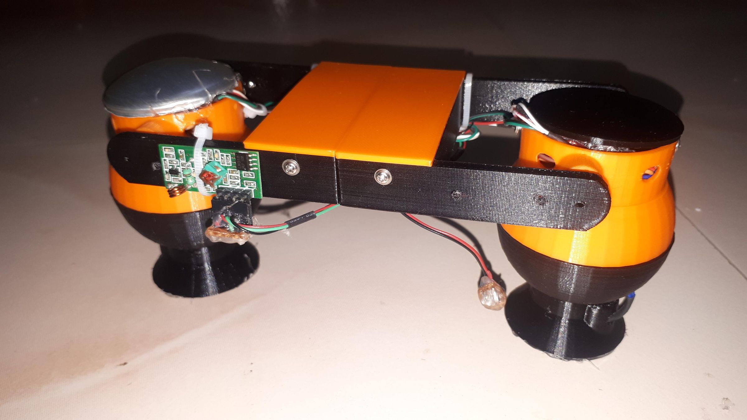 Tower Climb Helping Robot V1 - Two Legged, RF, BT Control With App : 22 ...