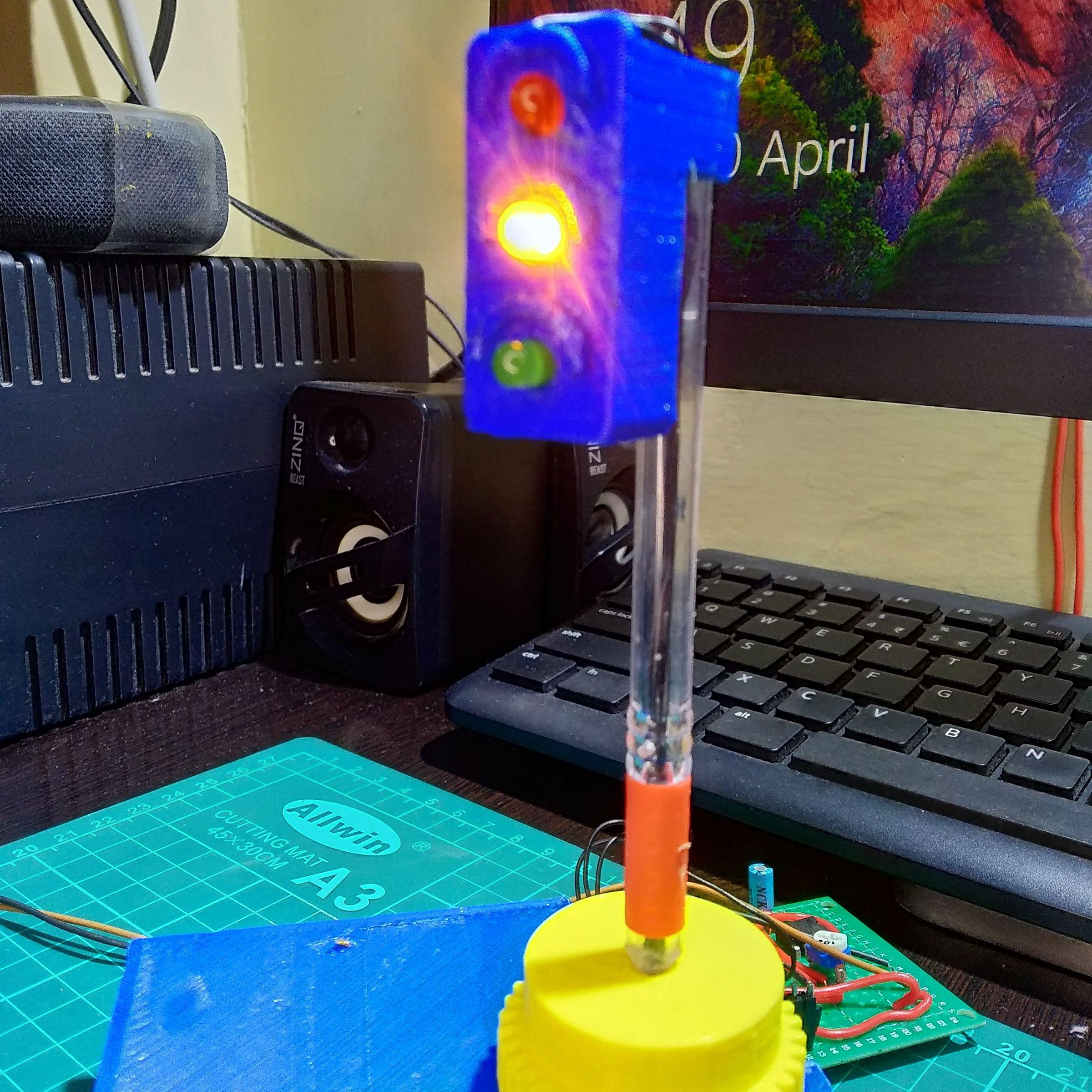 Print, Light, Stop: a Mini 3D Printed Traffic Signal : 6 Steps (with ...