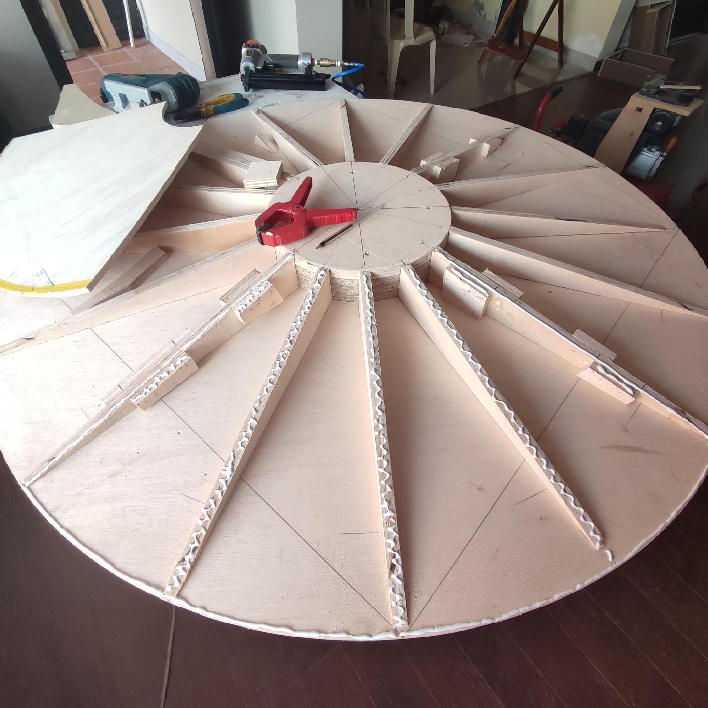 Conical Dining Table : 12 Steps (with Pictures) - Instructables