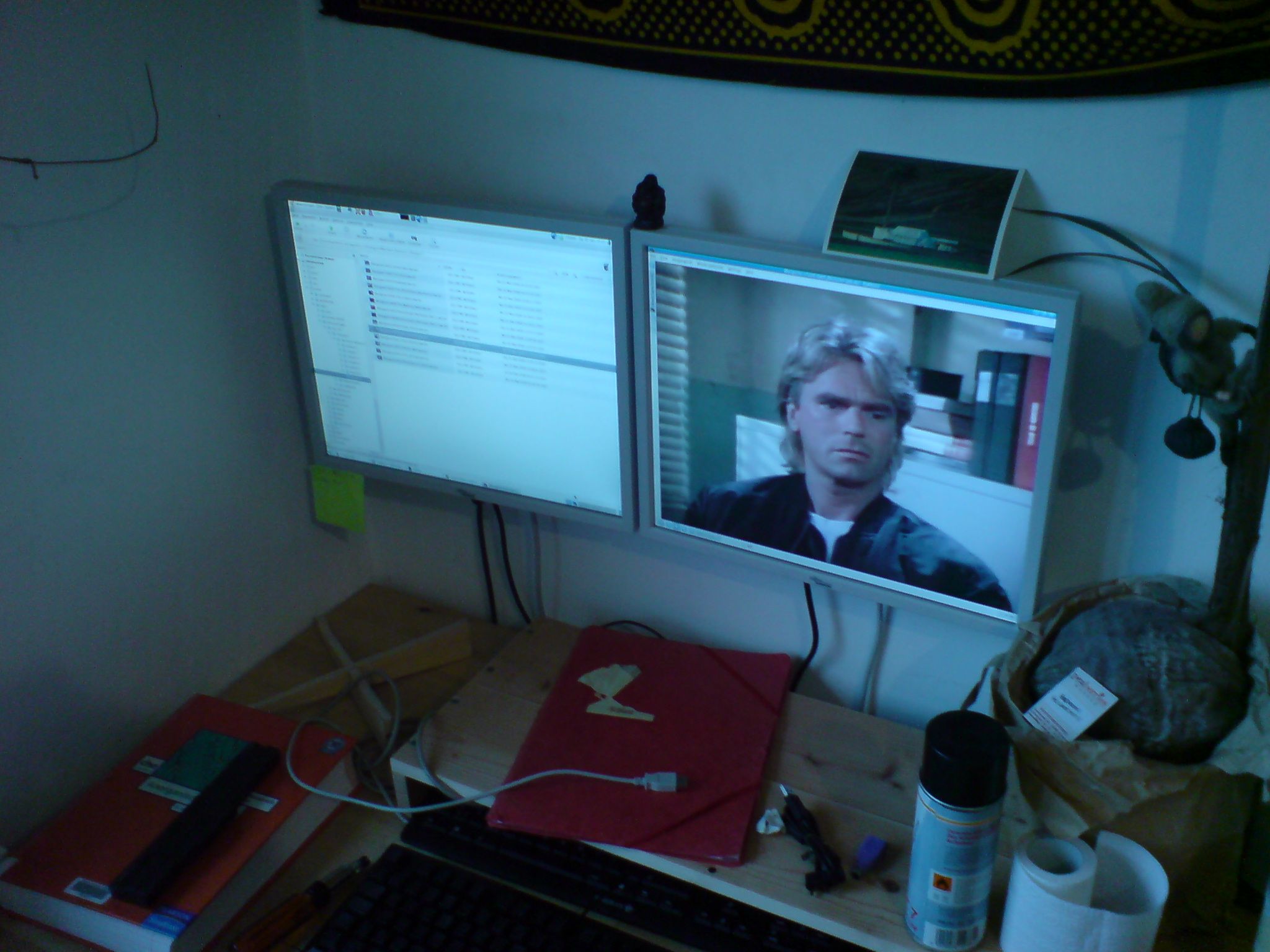 Hanging a Monitor on a Wall : 6 Steps - Instructables