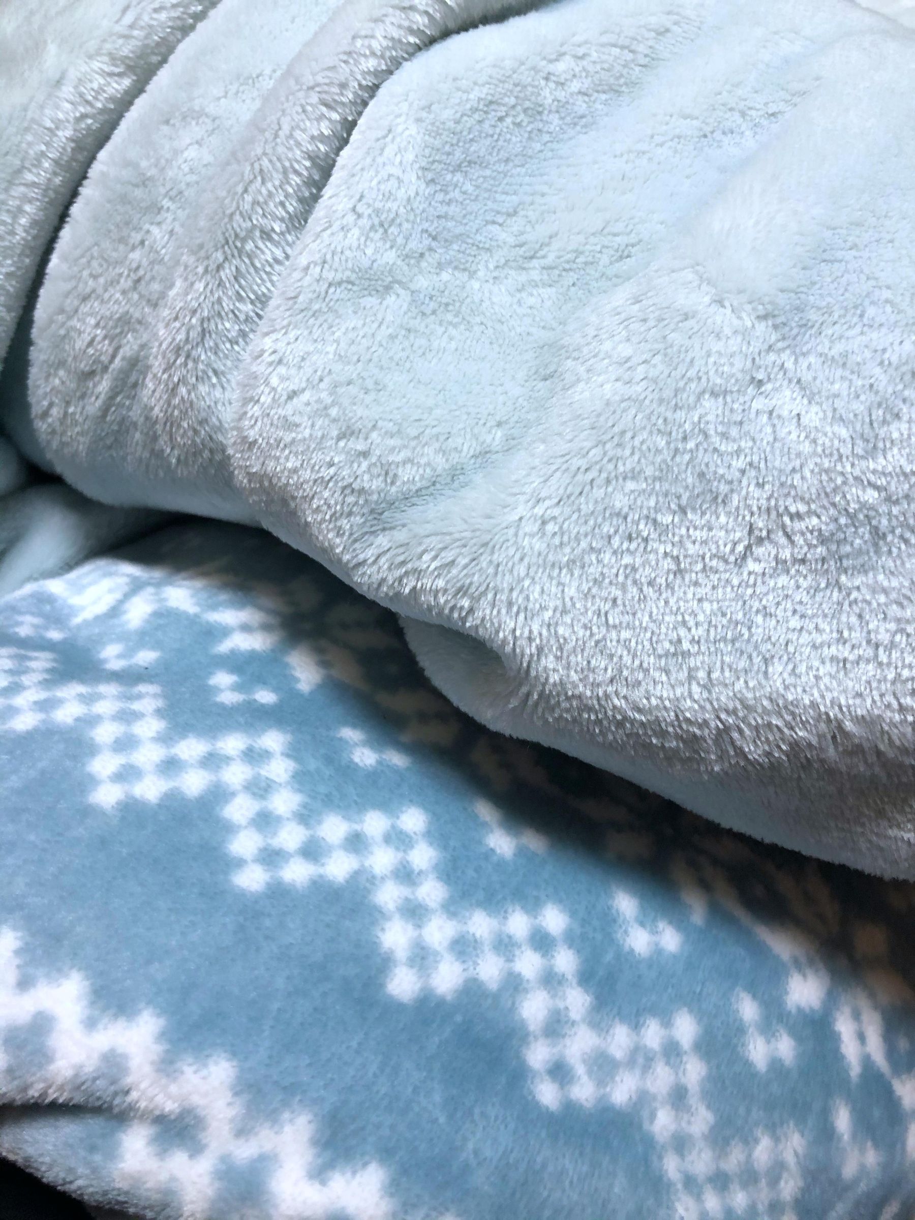 Snowflake Blanket Cape : 13 Steps (with Pictures) - Instructables