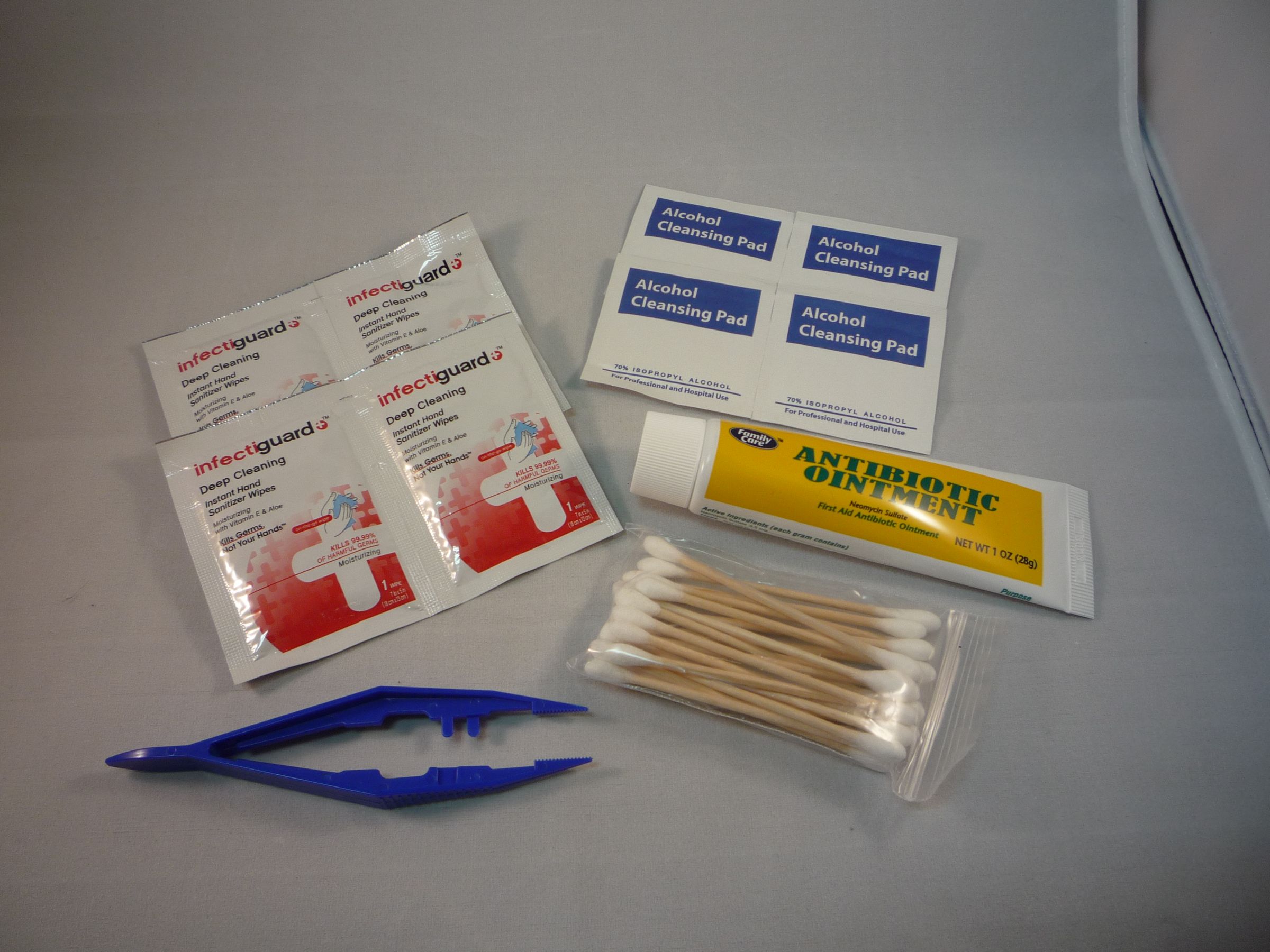 Bug Out Bag First Aid Kit : 5 Steps (with Pictures) - Instructables