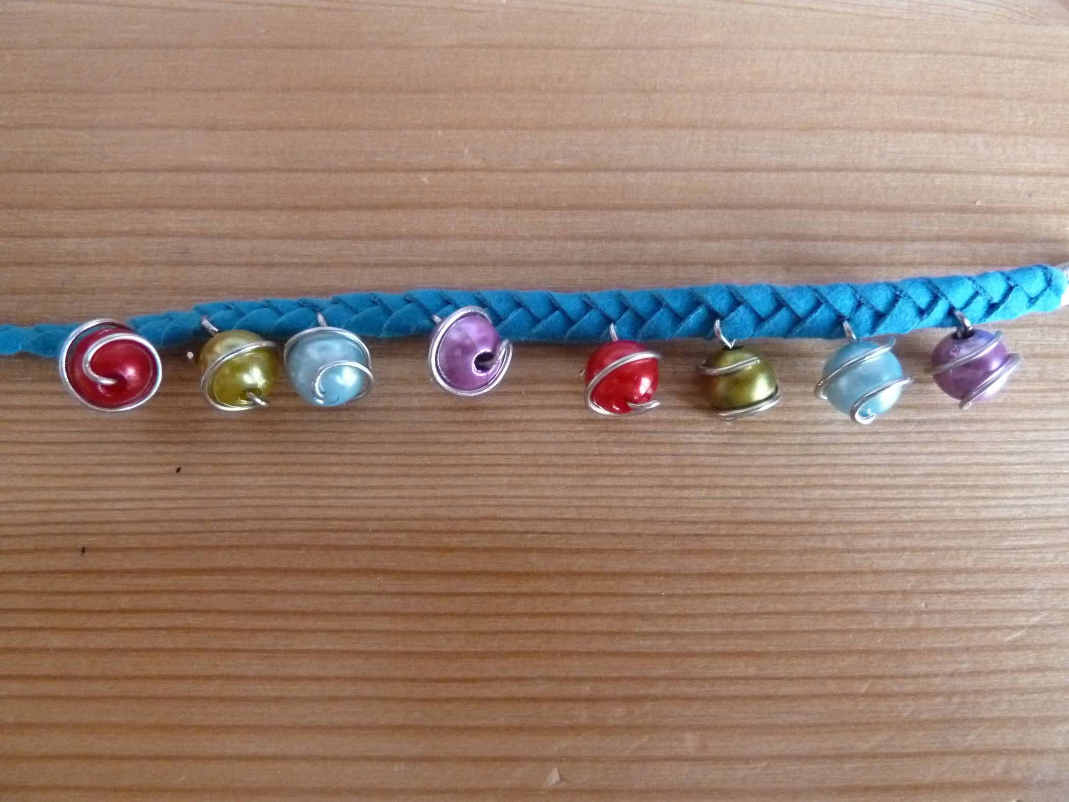 Braided Charm Bracelet : 4 Steps (with Pictures) - Instructables