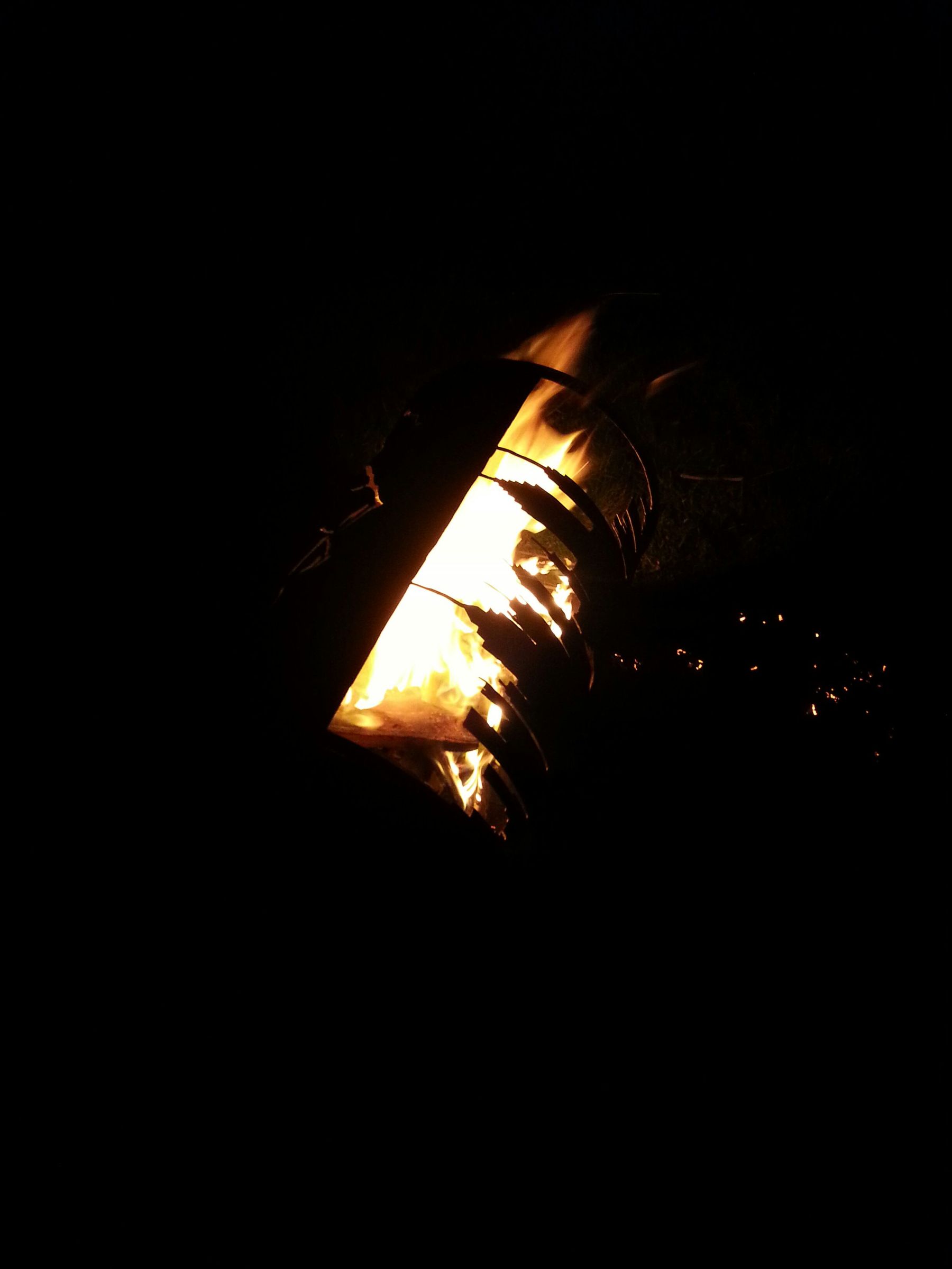Oil Drum Garden Fire Pit With a Skyline..!! : 10 Steps (with Pictures ...