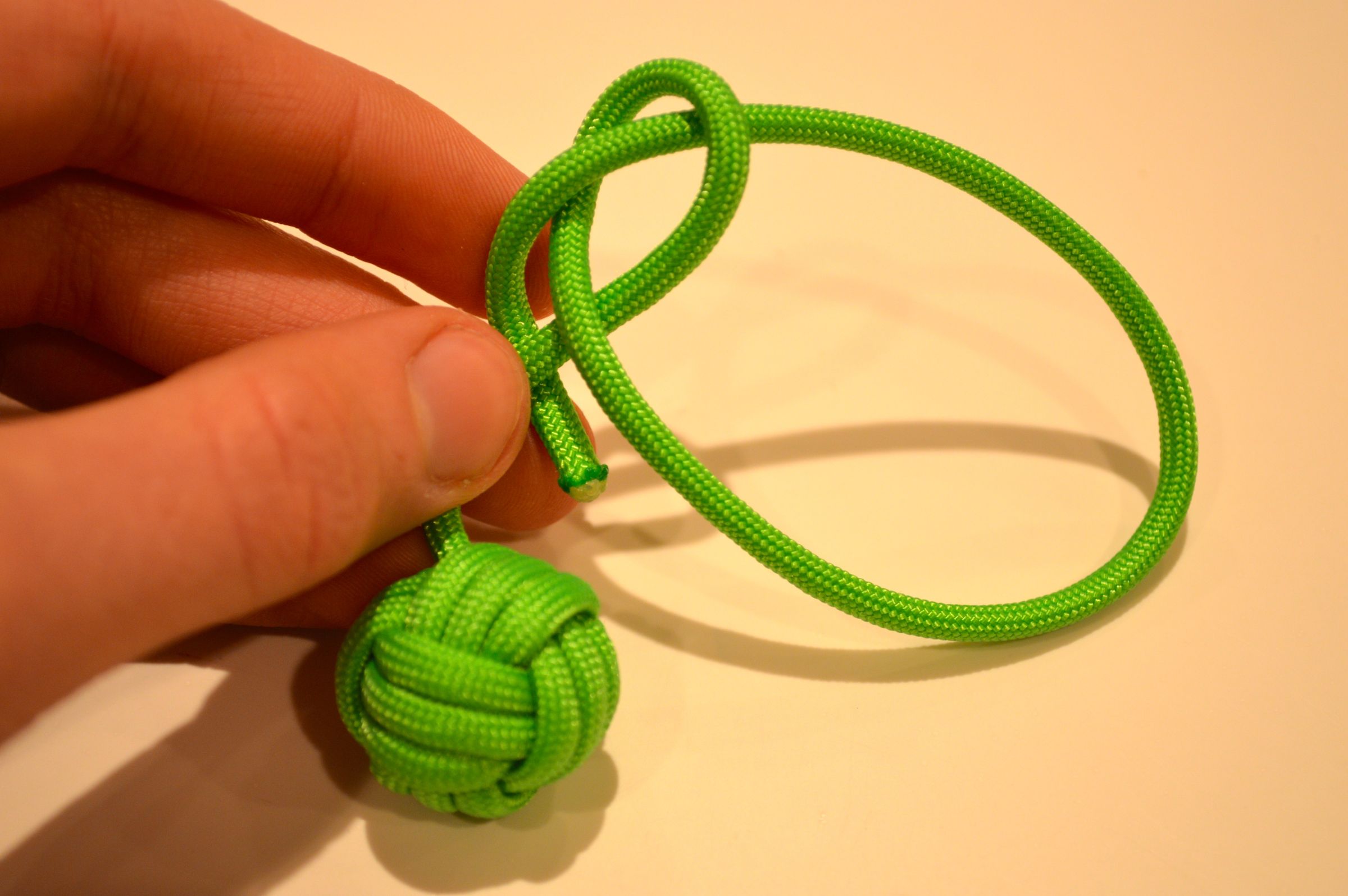 Paracord Monkey's Fist : 9 Steps - Instructables