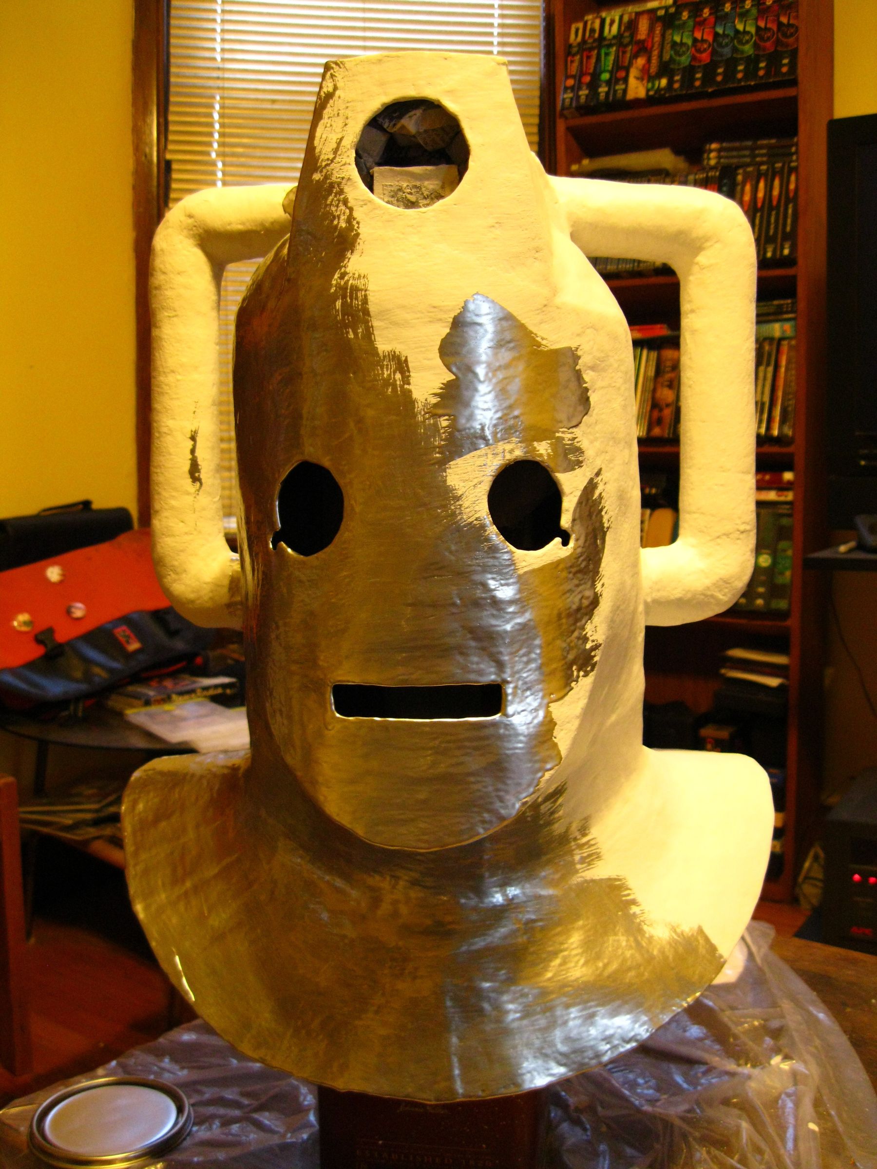 DOCTOR WHO CYBERMAN COSTUME : 5 Steps (with Pictures) - Instructables
