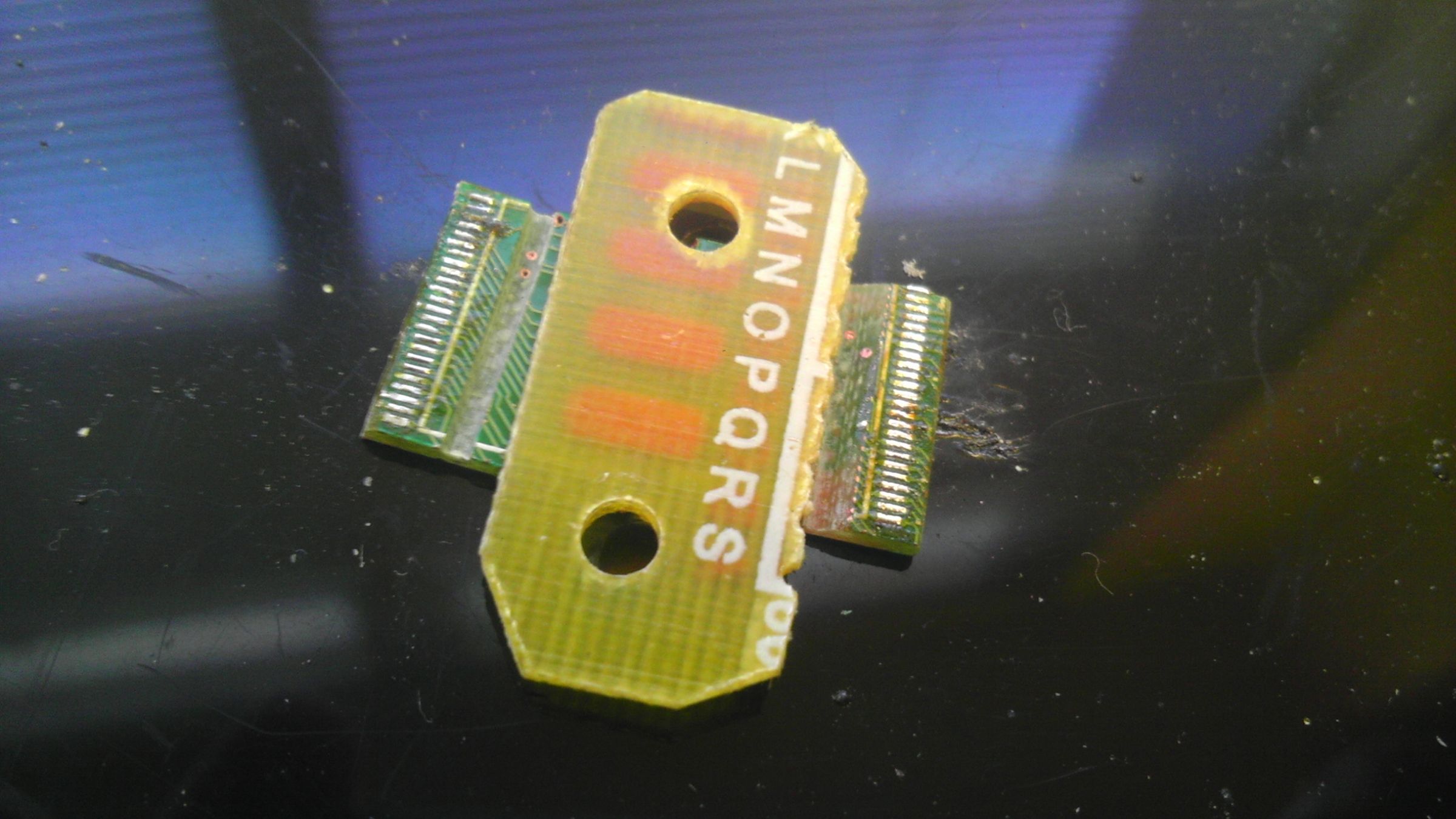 DIY Breakout for Scavenged Surface Mount IC : 6 Steps - Instructables