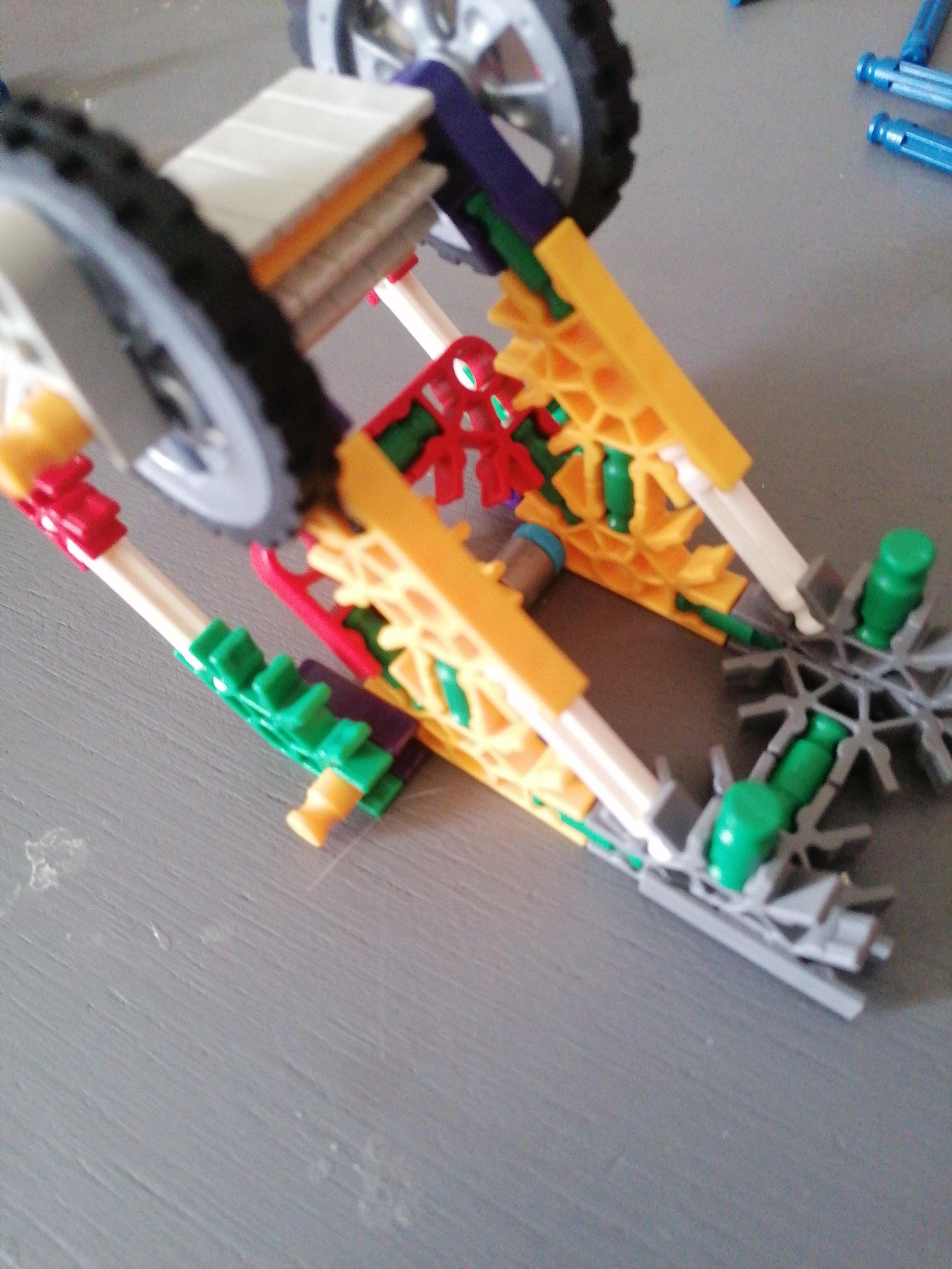 Ipod, Android Knex Dock : 6 Steps - Instructables