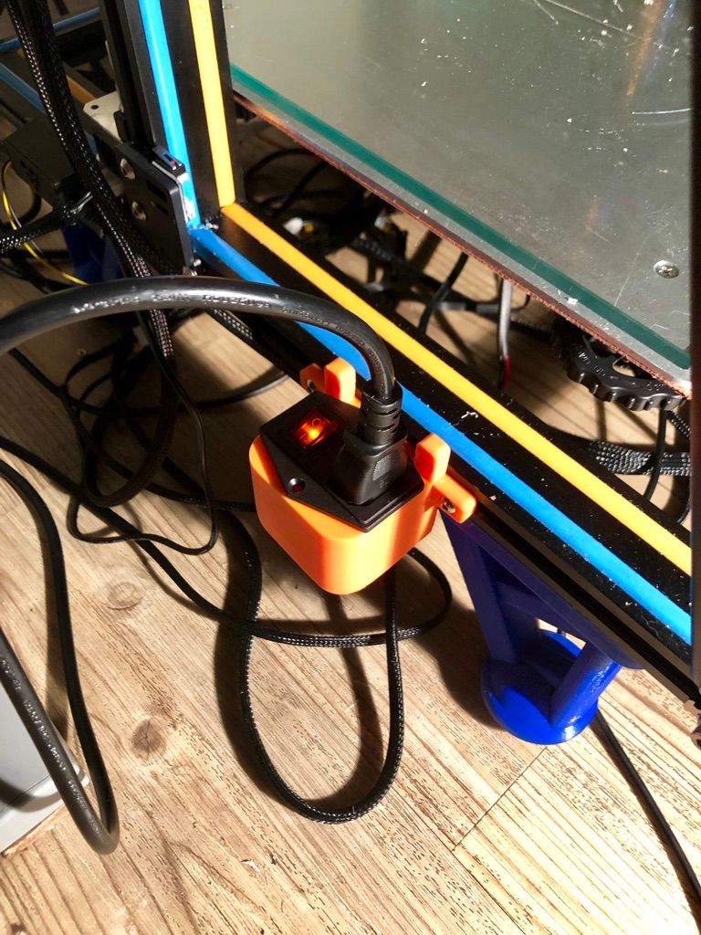 Wire Up a Fused AC Male Power Socket : 4 Steps (with Pictures ...