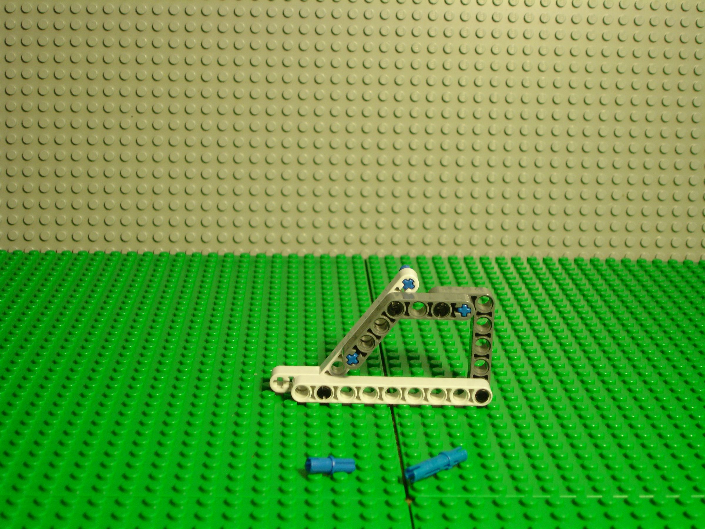 Build a Simple LEGO Starter Robot : 7 Steps - Instructables