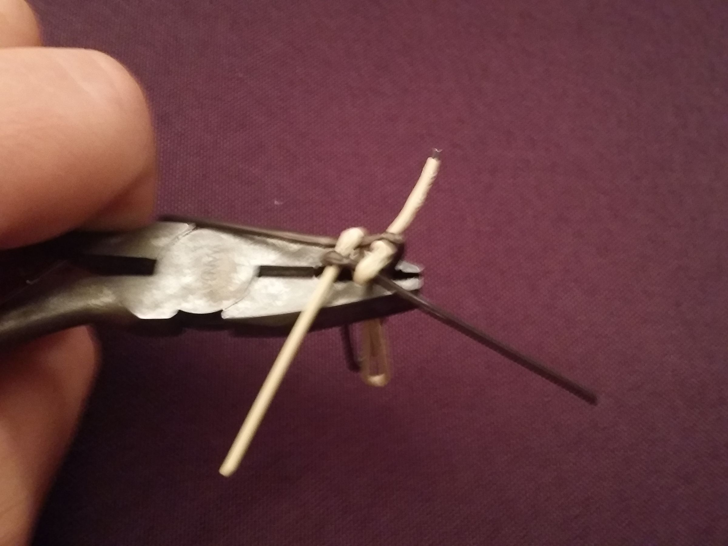 Paperclip Grappling Hook : 6 Steps (with Pictures) - Instructables